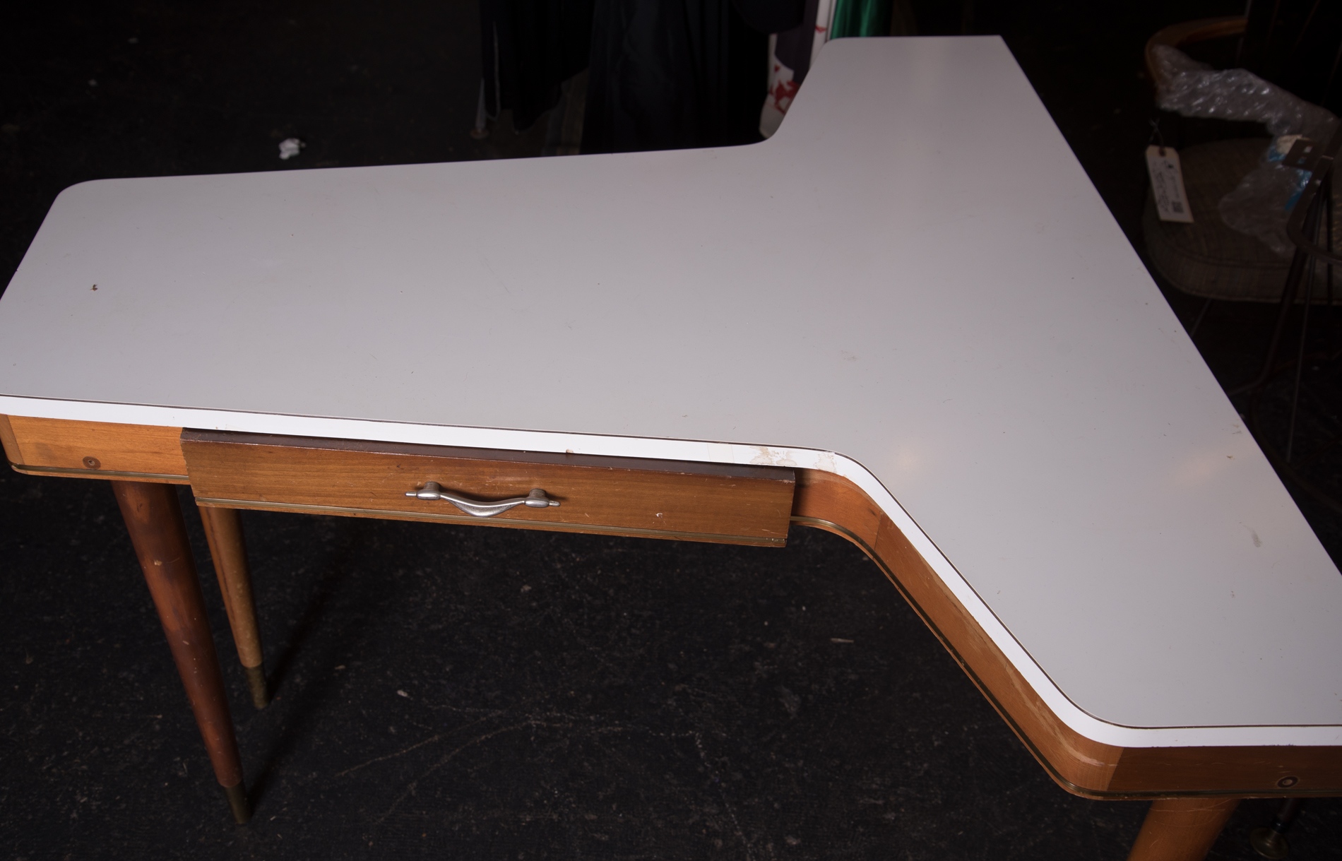 Mid Century Modern Corner Desk | EBTH