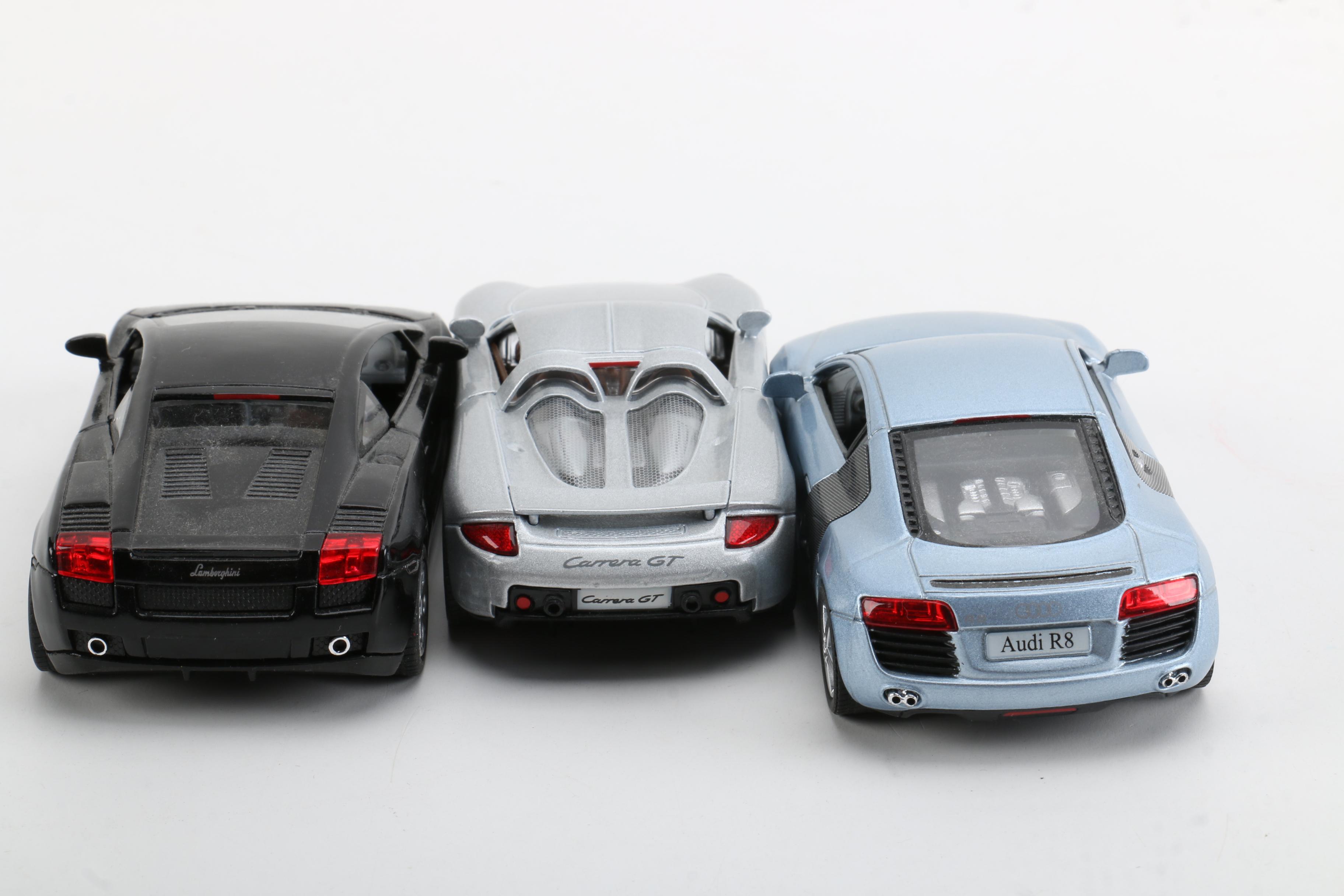 Kinsmart Die-Cast Cars | EBTH