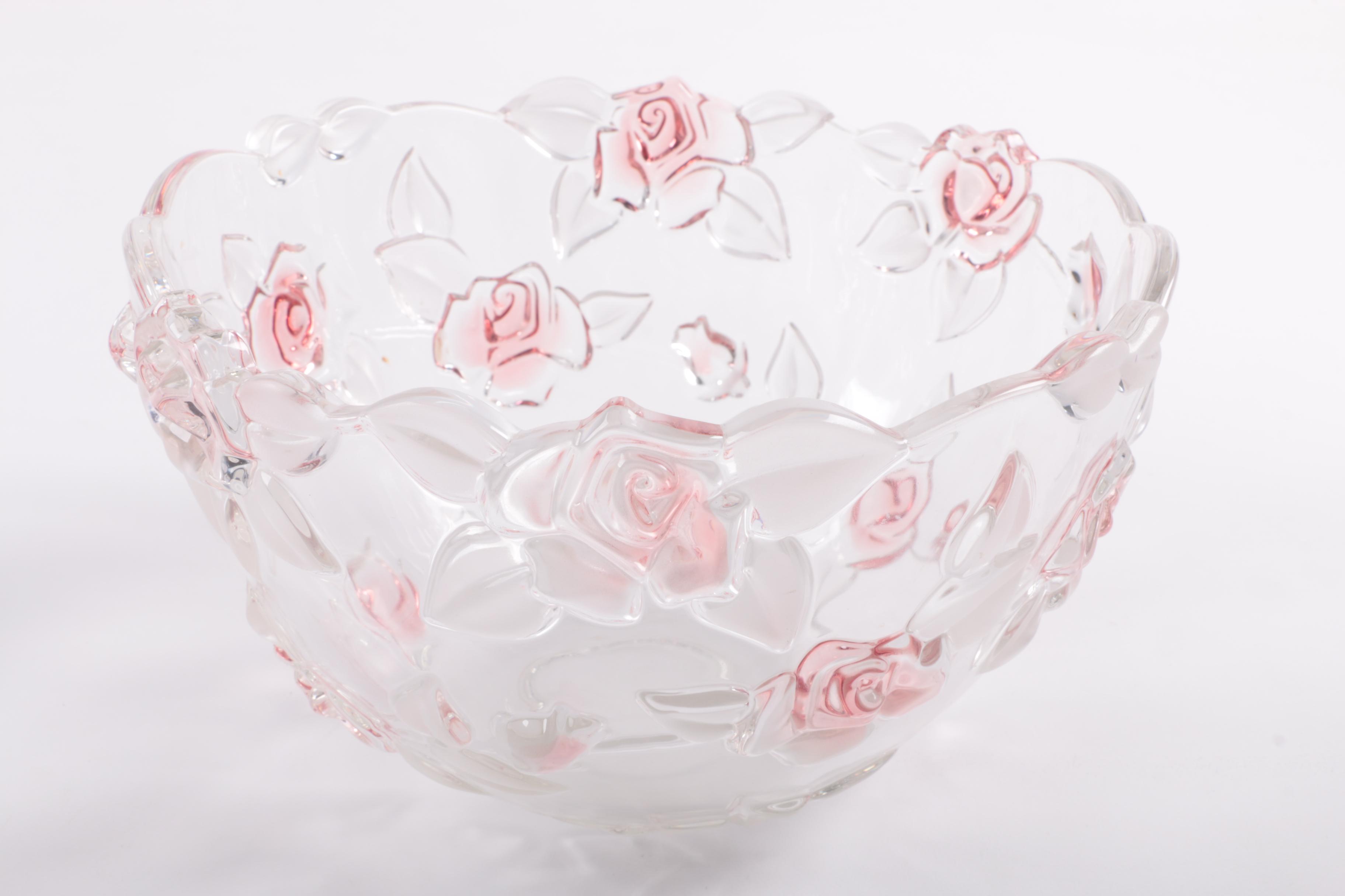 Frosted Glass Rose Motif Bowl | EBTH