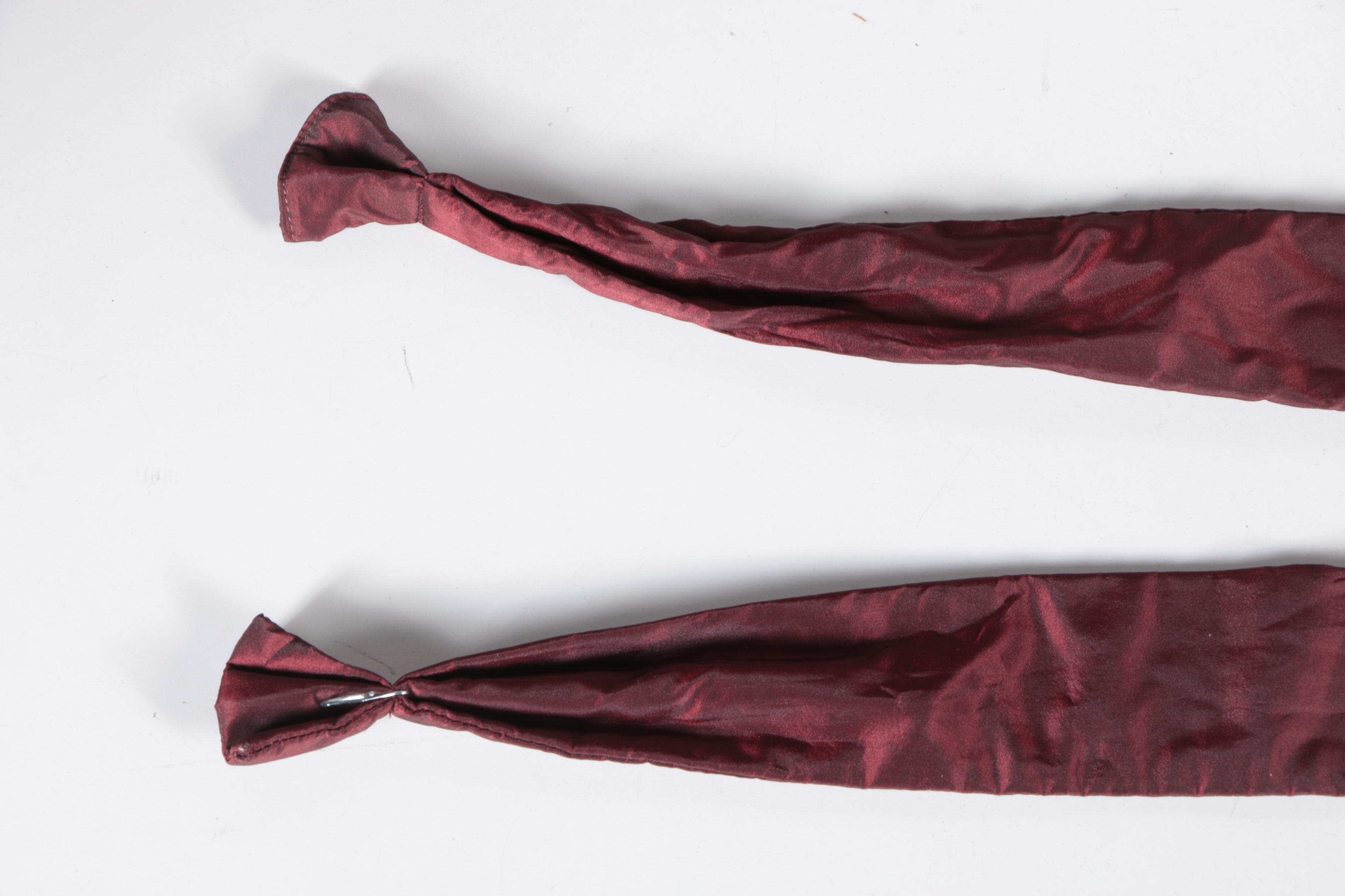 Pair of Full Length Maroon Curtain Panels | EBTH