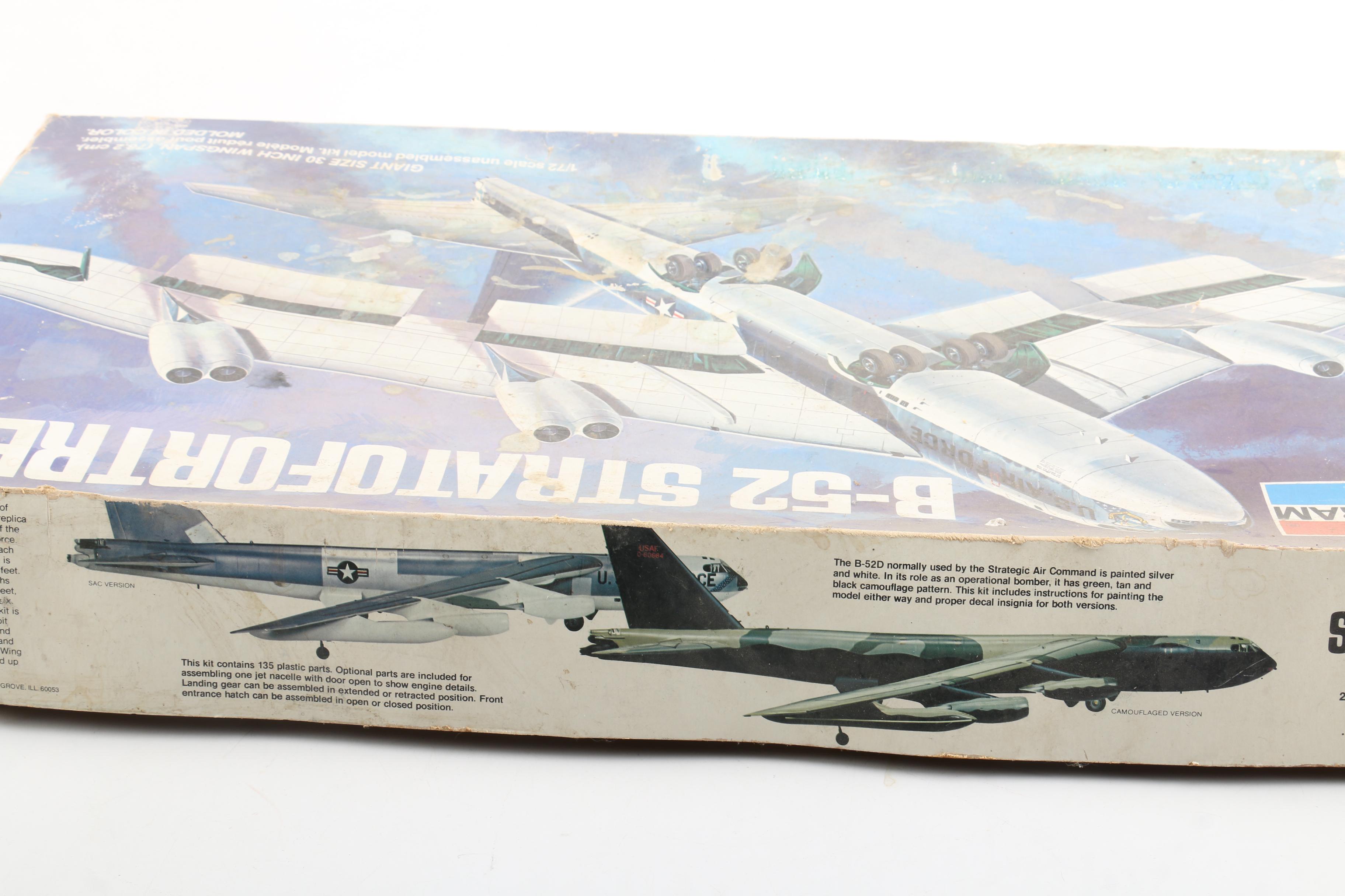 Monogram B-52 Stratofortress Model Airplane | EBTH