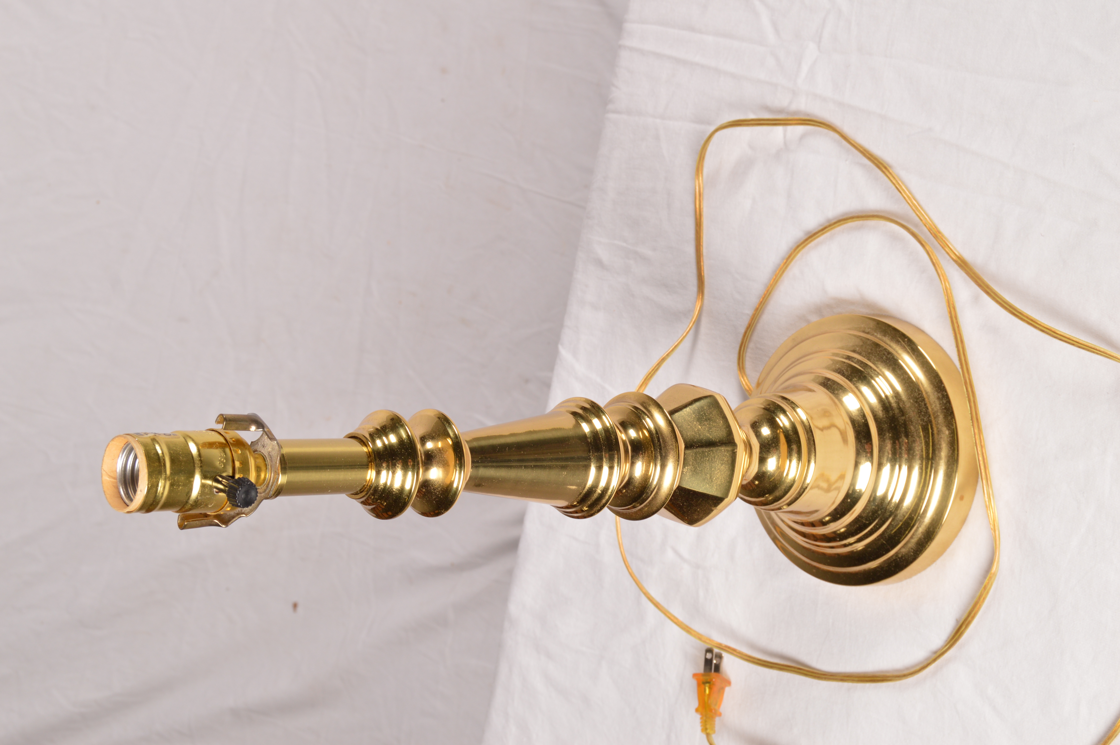 Classical Brass Lamp with Shell Shade | EBTH