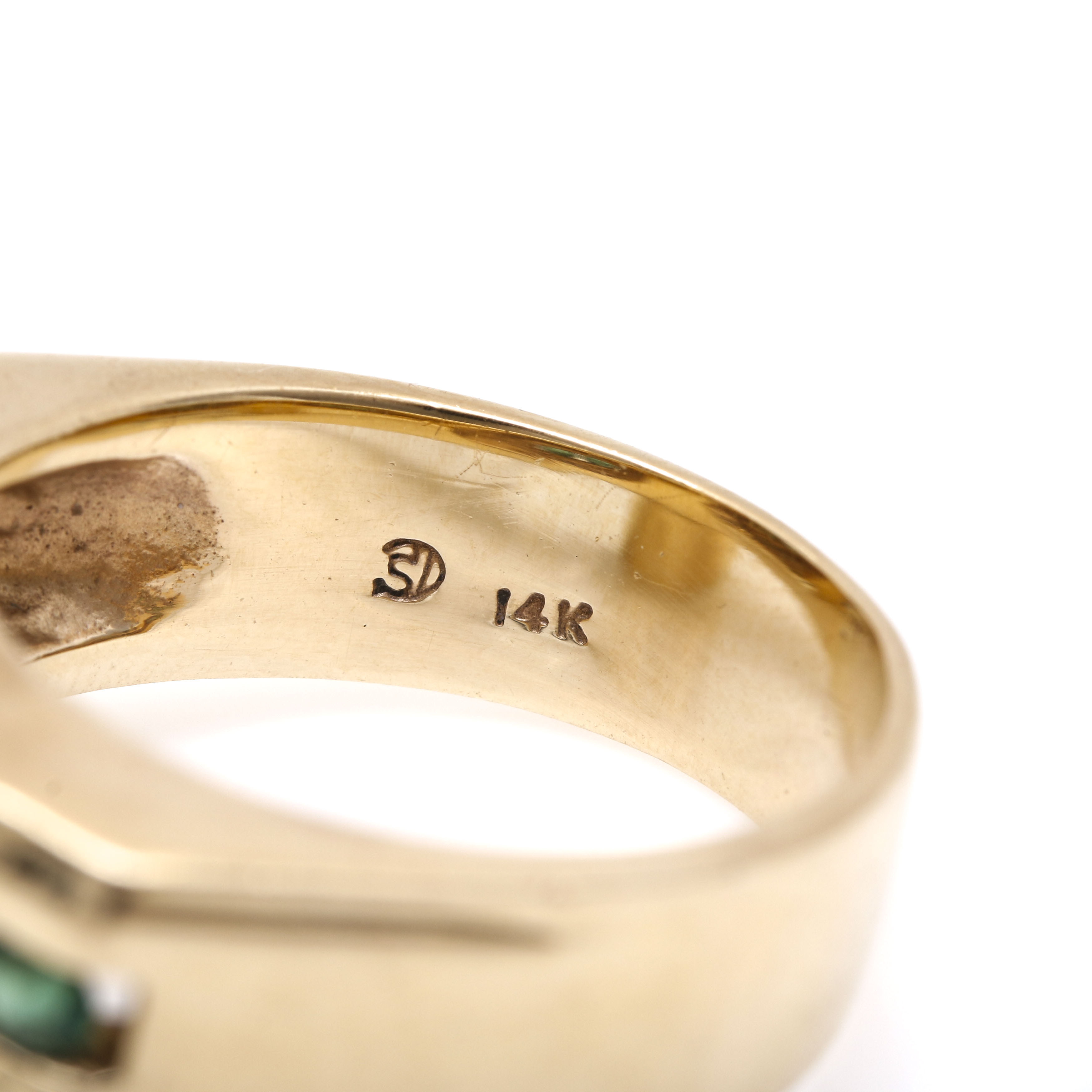 14K Yellow Gold 5.37 Carat Rectangle Facet Cut Green Tourmaline Ring | EBTH