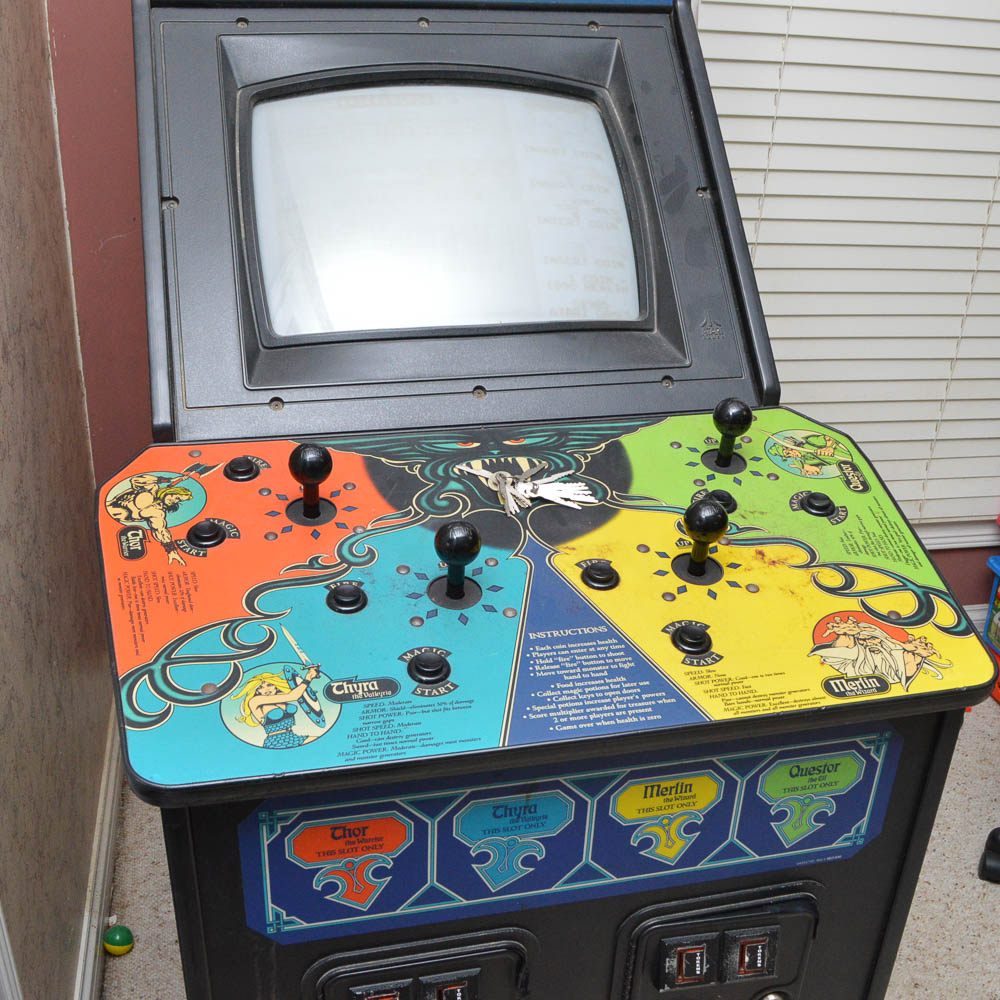 Atari "Gauntlet" Arcade Game | EBTH
