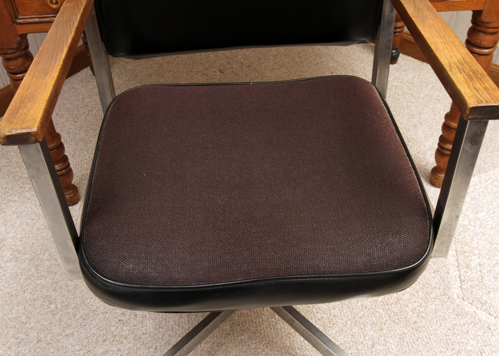 Wood Desk and Doerner Office Chair | EBTH