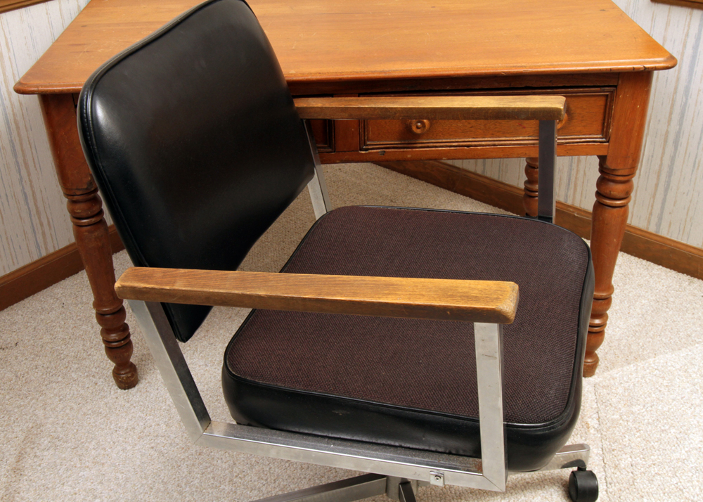 Wood Desk and Doerner Office Chair | EBTH