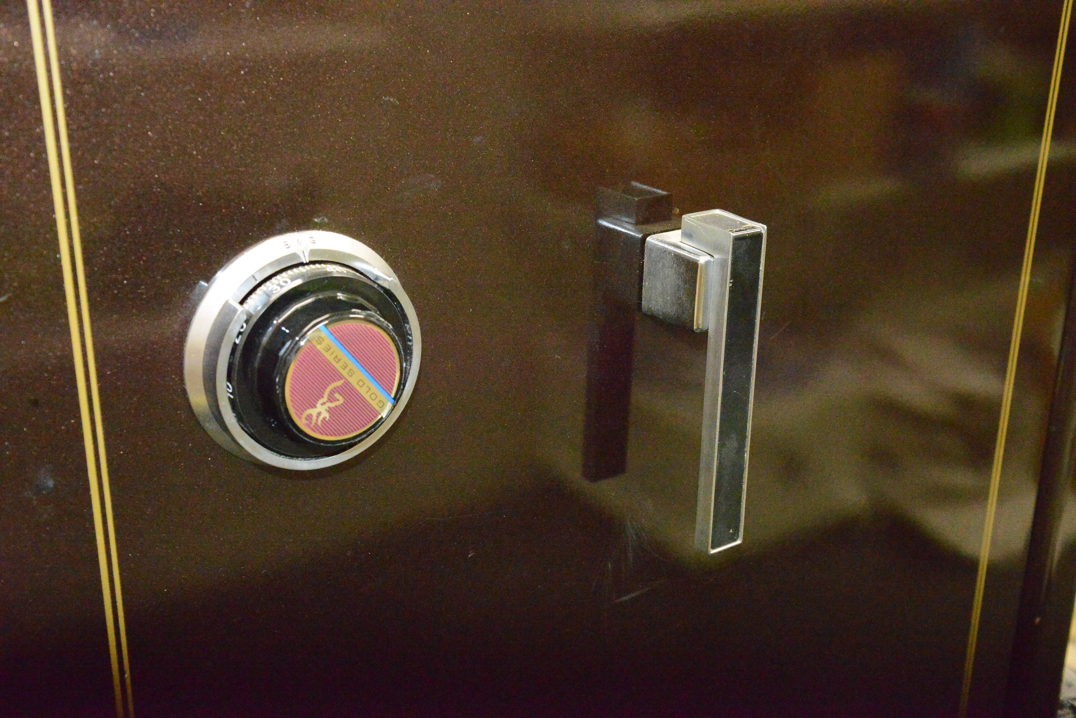 Vintage "Gold Series" Gun and Valuables Safe by Browning ProSteel | EBTH