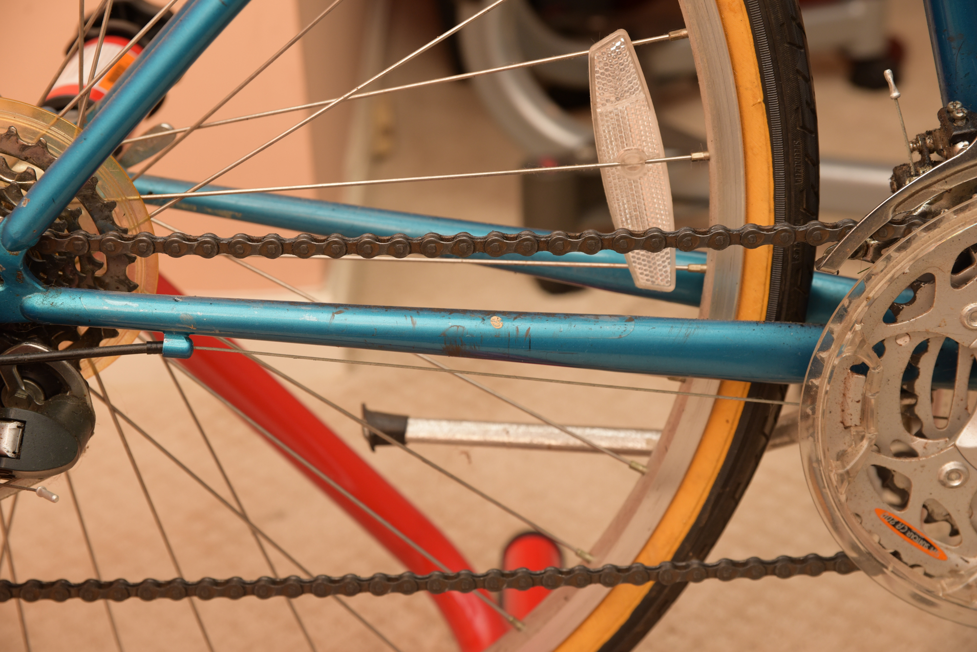 Specialized "Crossroads" Bicycle with Ascent Bike Trainer | EBTH