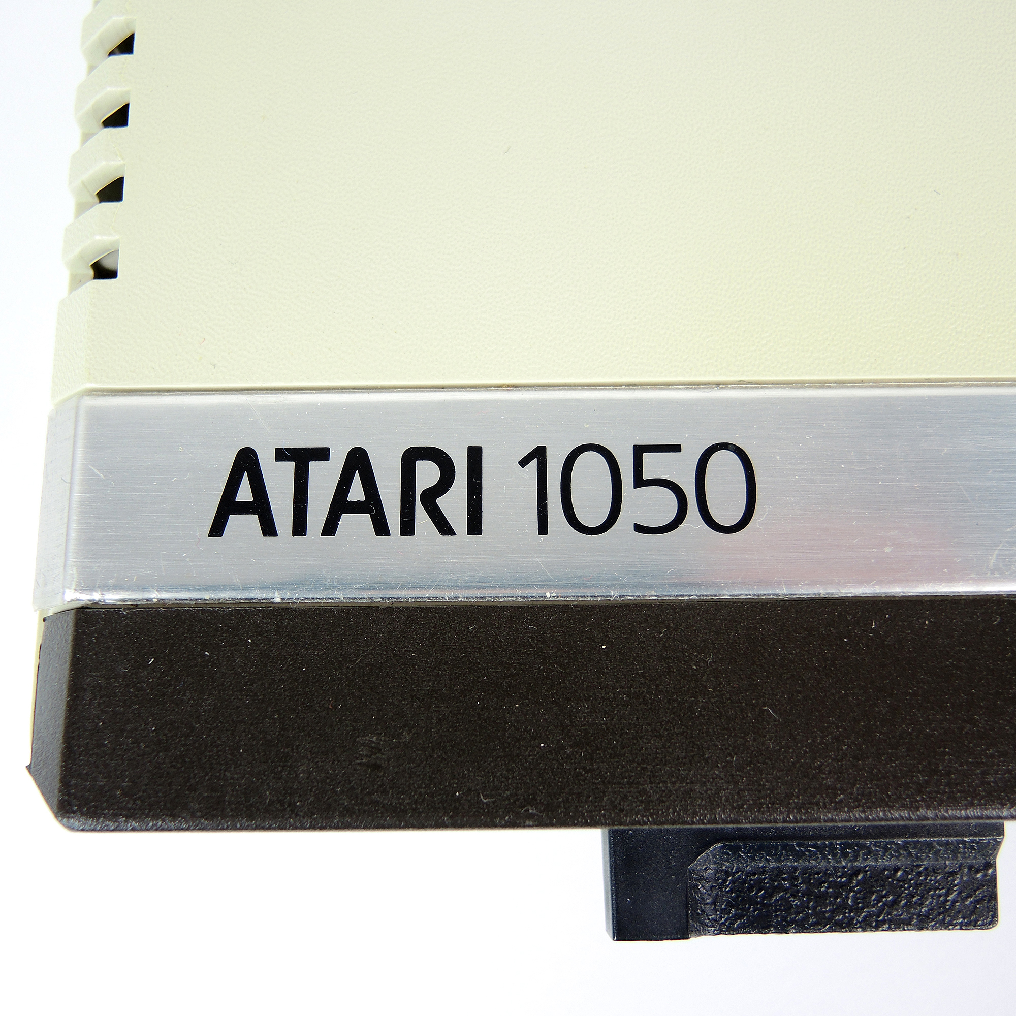 Vintage Atari 800XL and Atari 1050 Computer Console | EBTH