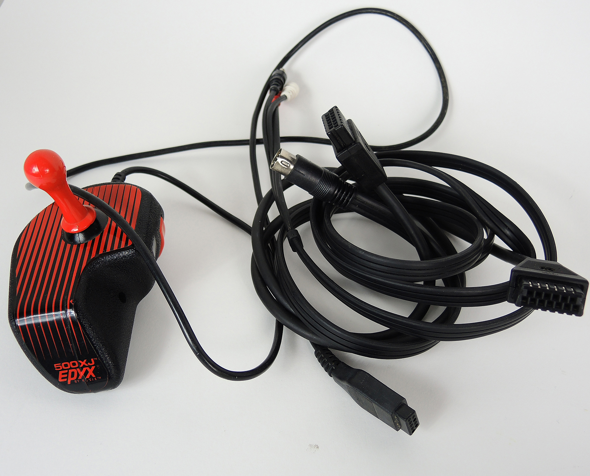 Vintage Atari 800XL and Atari 1050 Computer Console | EBTH