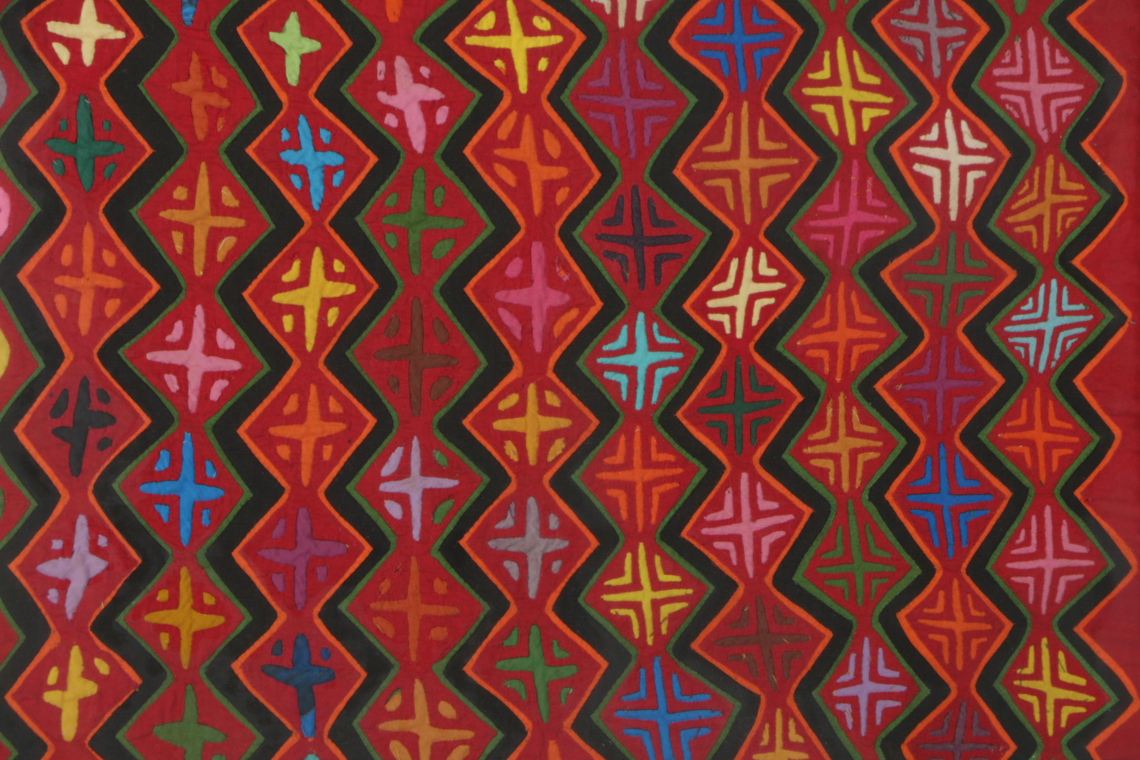 Guna Style Mola Textile | EBTH