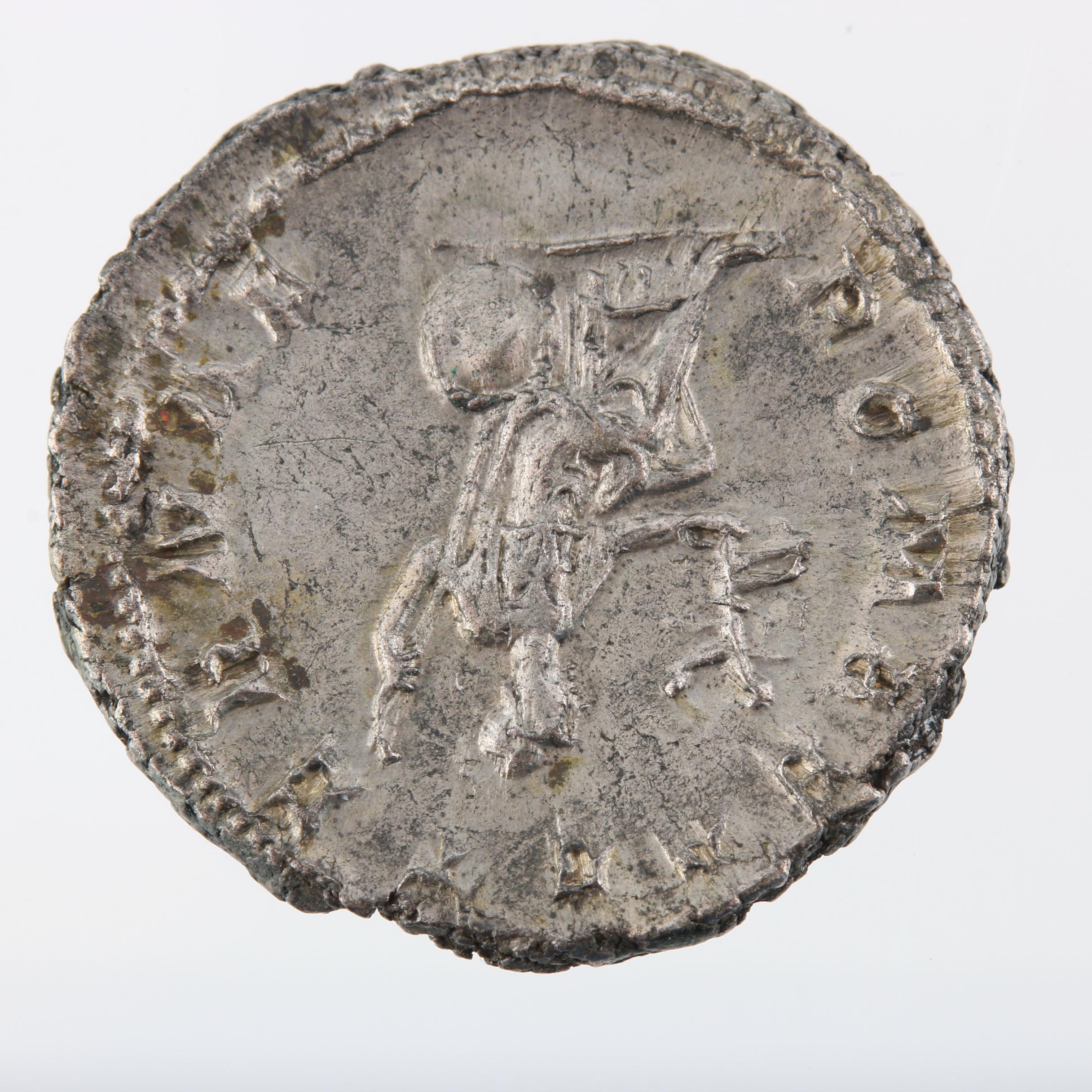 Ancient Roman Antoninianus Coin | EBTH
