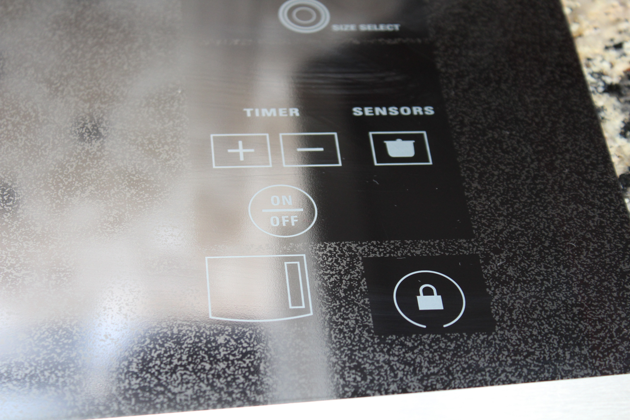 General Electric "Monogram" Electric Cooktop | EBTH