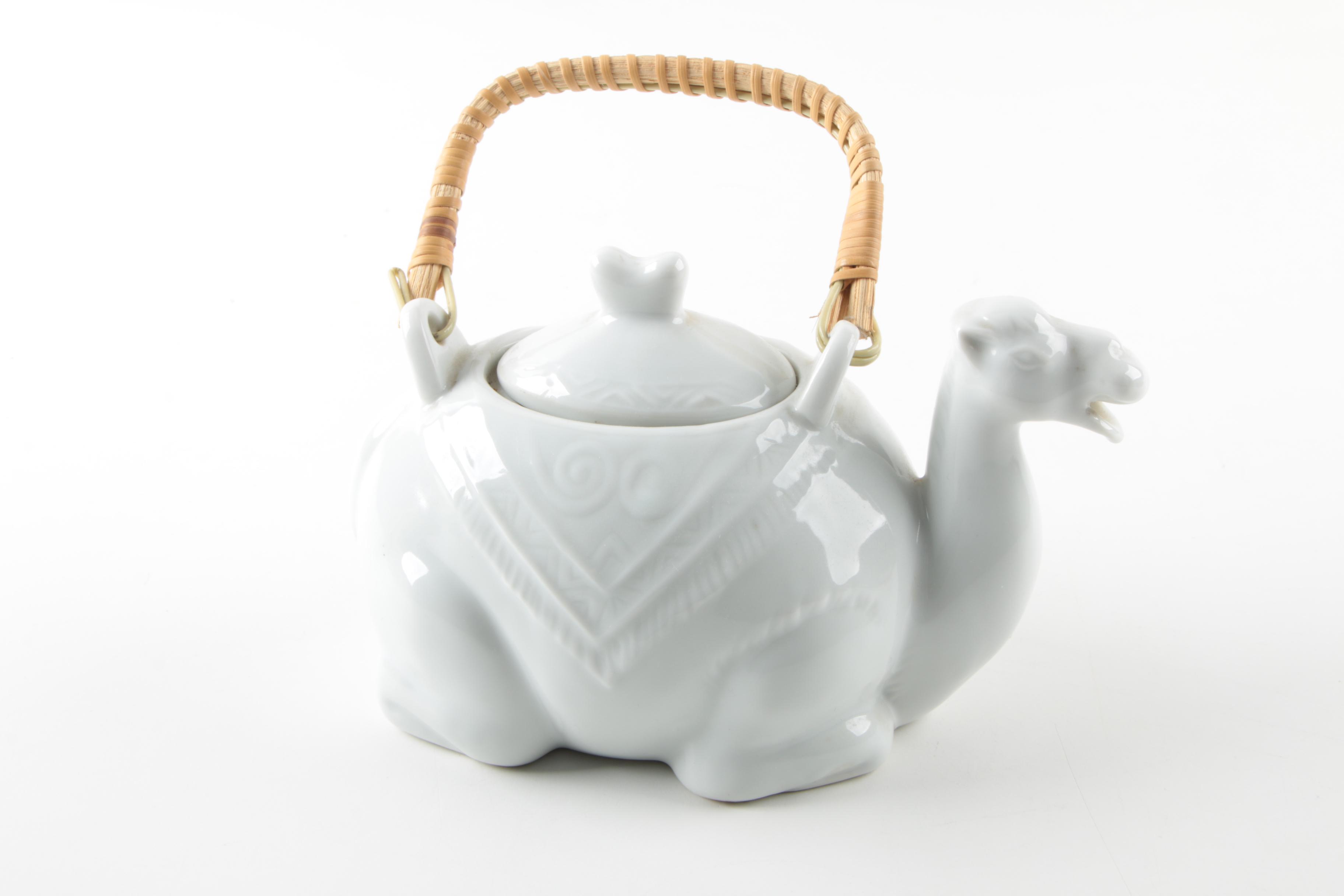 Animal Figural Ceramic Teapots | EBTH