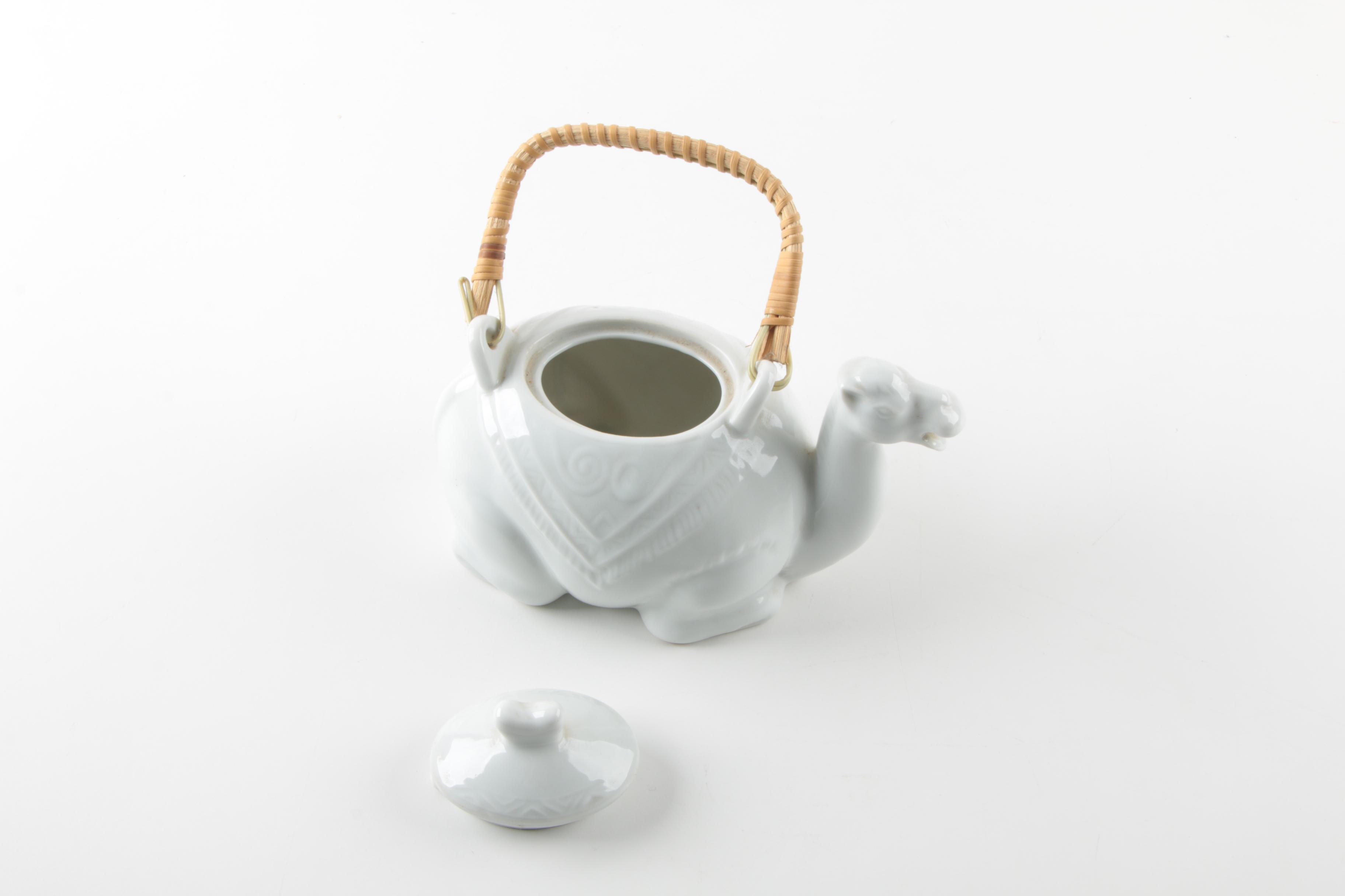 Animal Figural Ceramic Teapots | EBTH