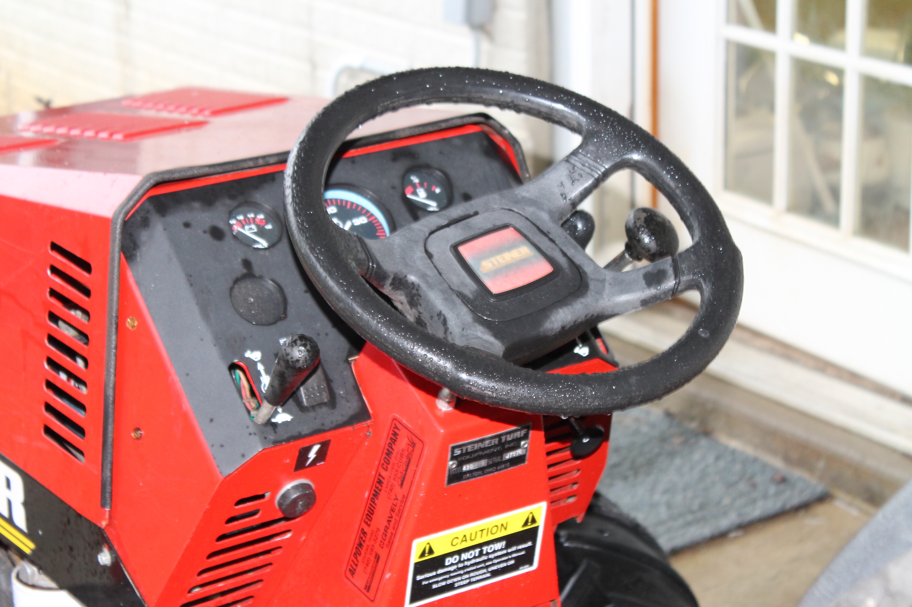 Steiner 430 Max Lawn Tractor with 60" Cutting Deck and Dozer Blade | EBTH