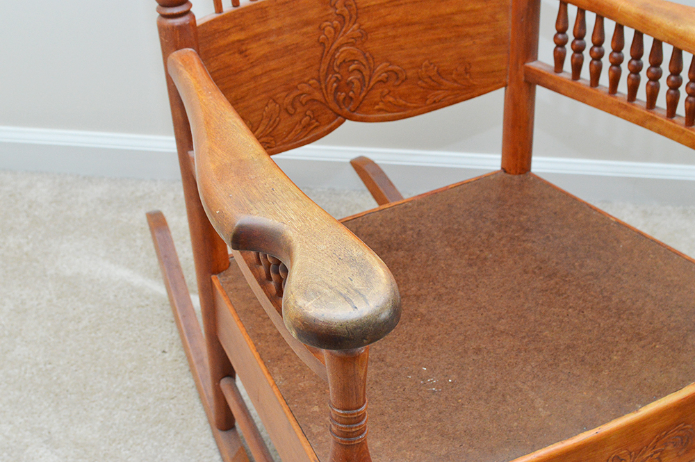 Vintage Maple Carved Back Rocking Chair | EBTH