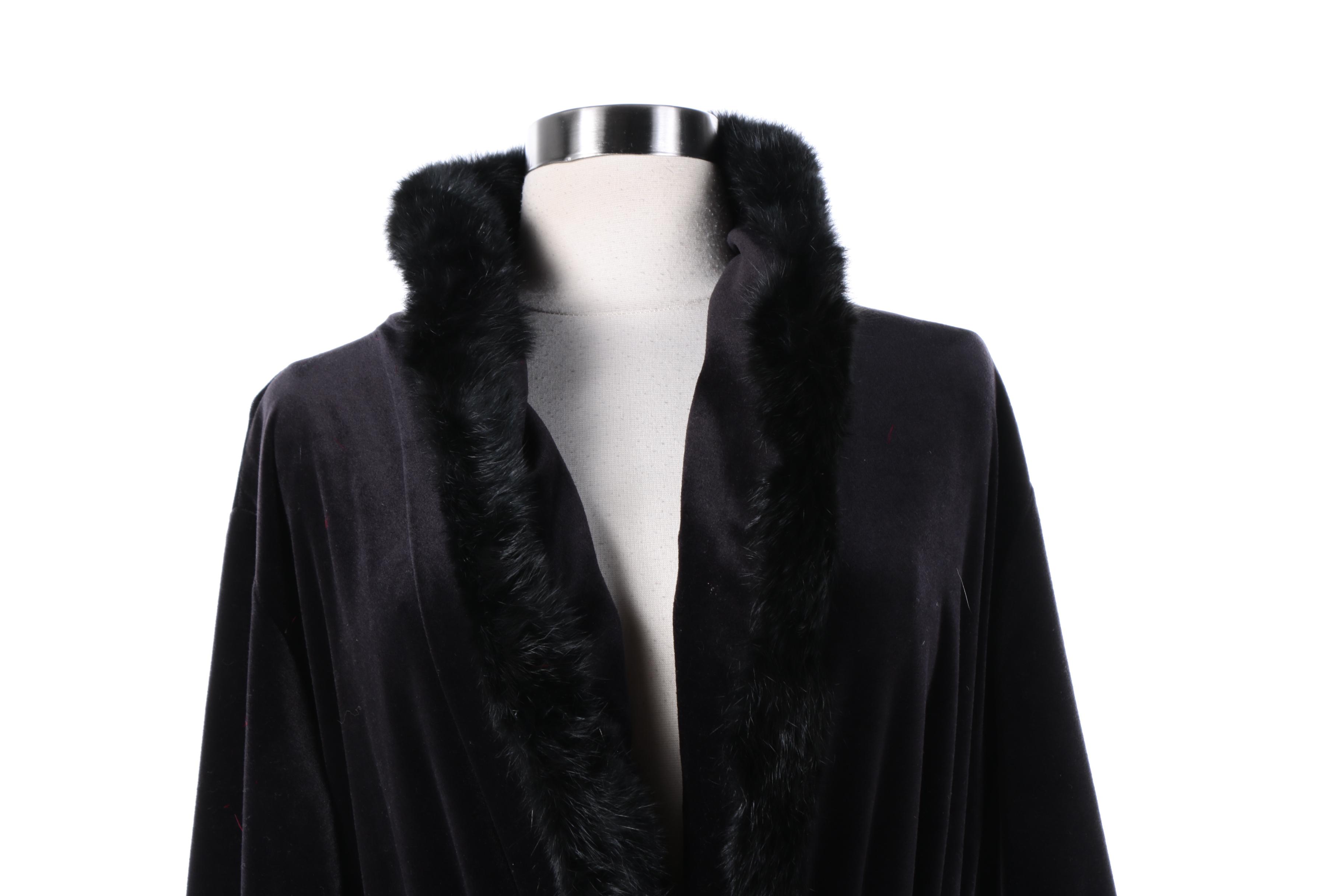Women's Jasmine Rose Black Velvet Robe Trimmed in Black Rabbit Fur | EBTH