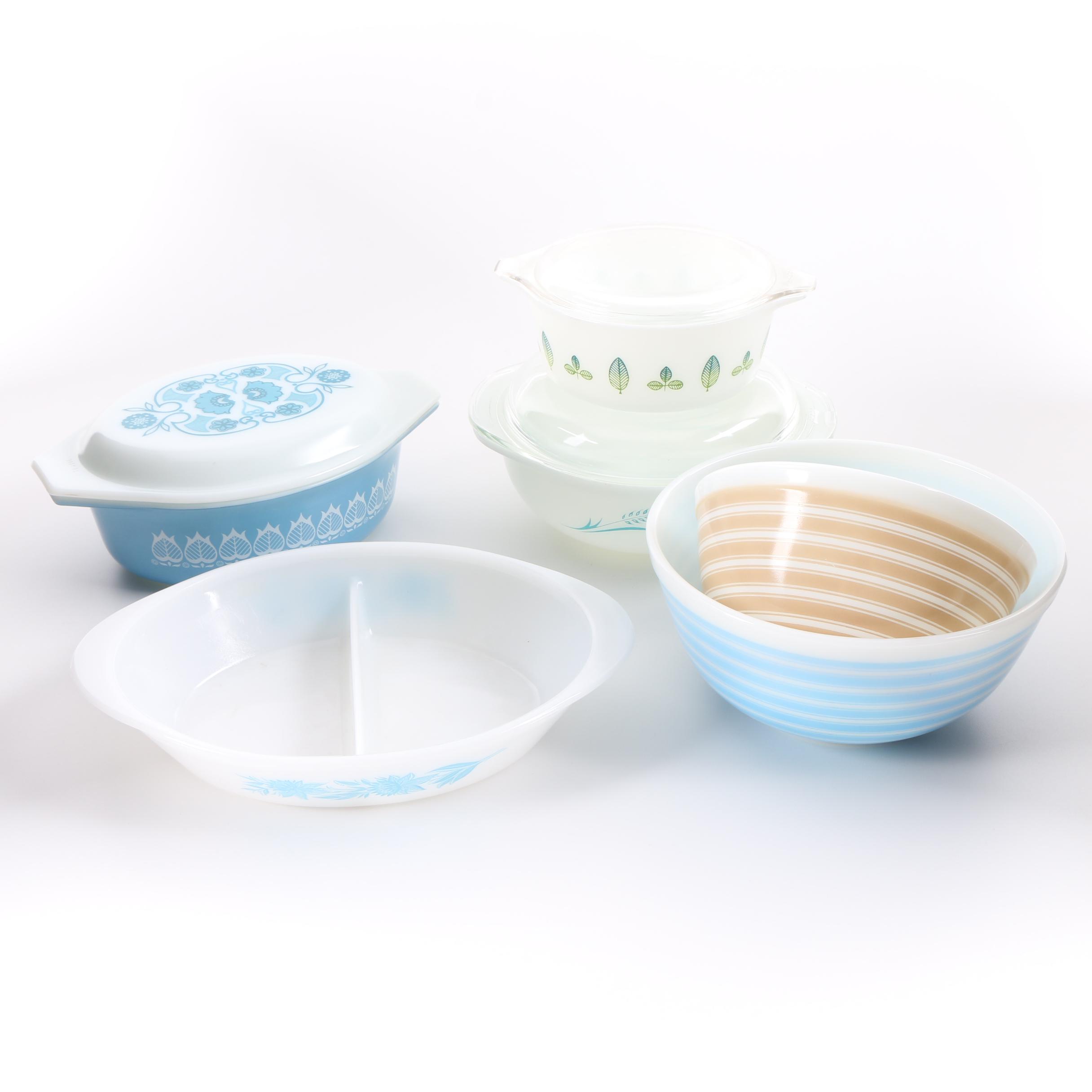 Pyrex "Blue Tulip" and "Blue Wheat" Casserole Dishes, Circa 1960 | EBTH