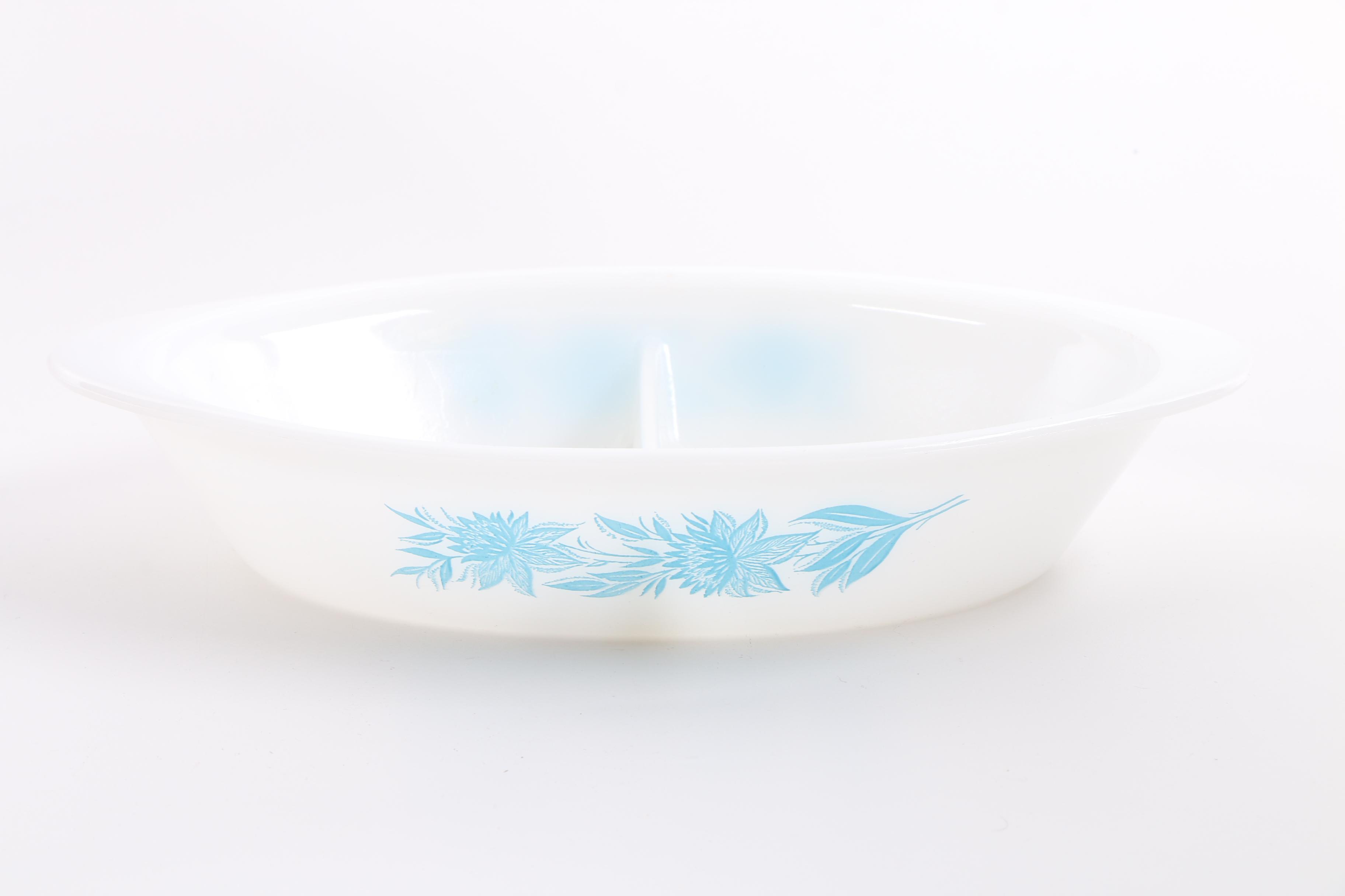 Pyrex "Blue Tulip" and "Blue Wheat" Casserole Dishes, Circa 1960 | EBTH