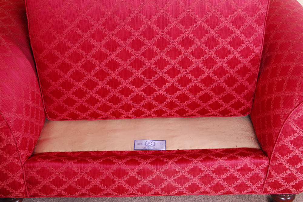 Custom Red Oversized Chair from Ellisville Manufacturing | EBTH