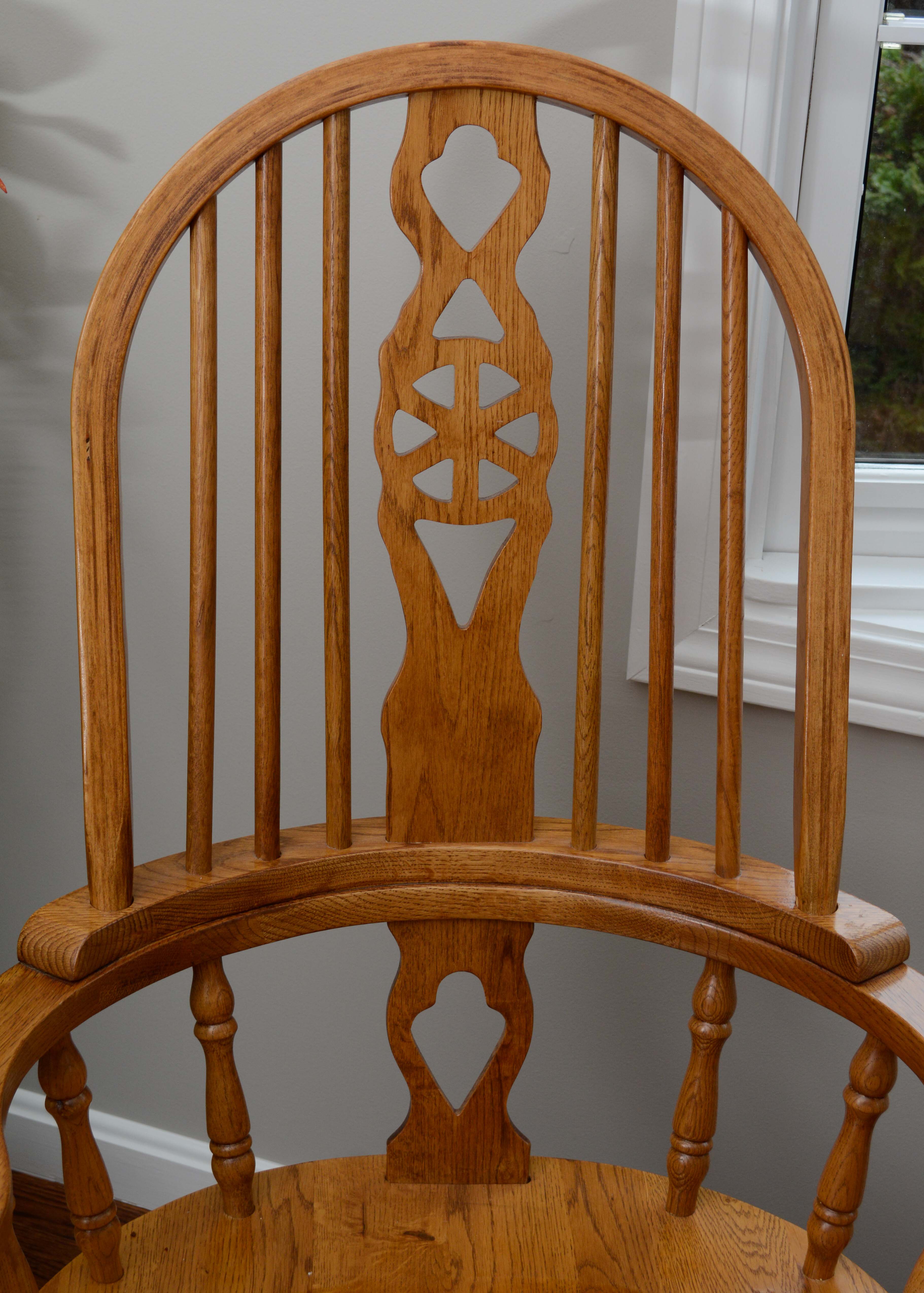 Pierced Splat Spindle Back Dining Chairs | EBTH