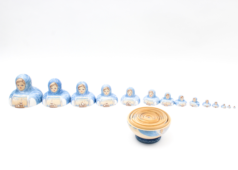 Hand-Painted Russian Matryoshka Dolls and Vanka-Vstanka Doll | EBTH