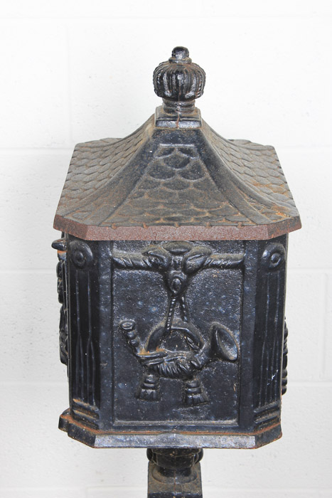 Victorian Style Cast Iron Pedestal Mailbox | EBTH