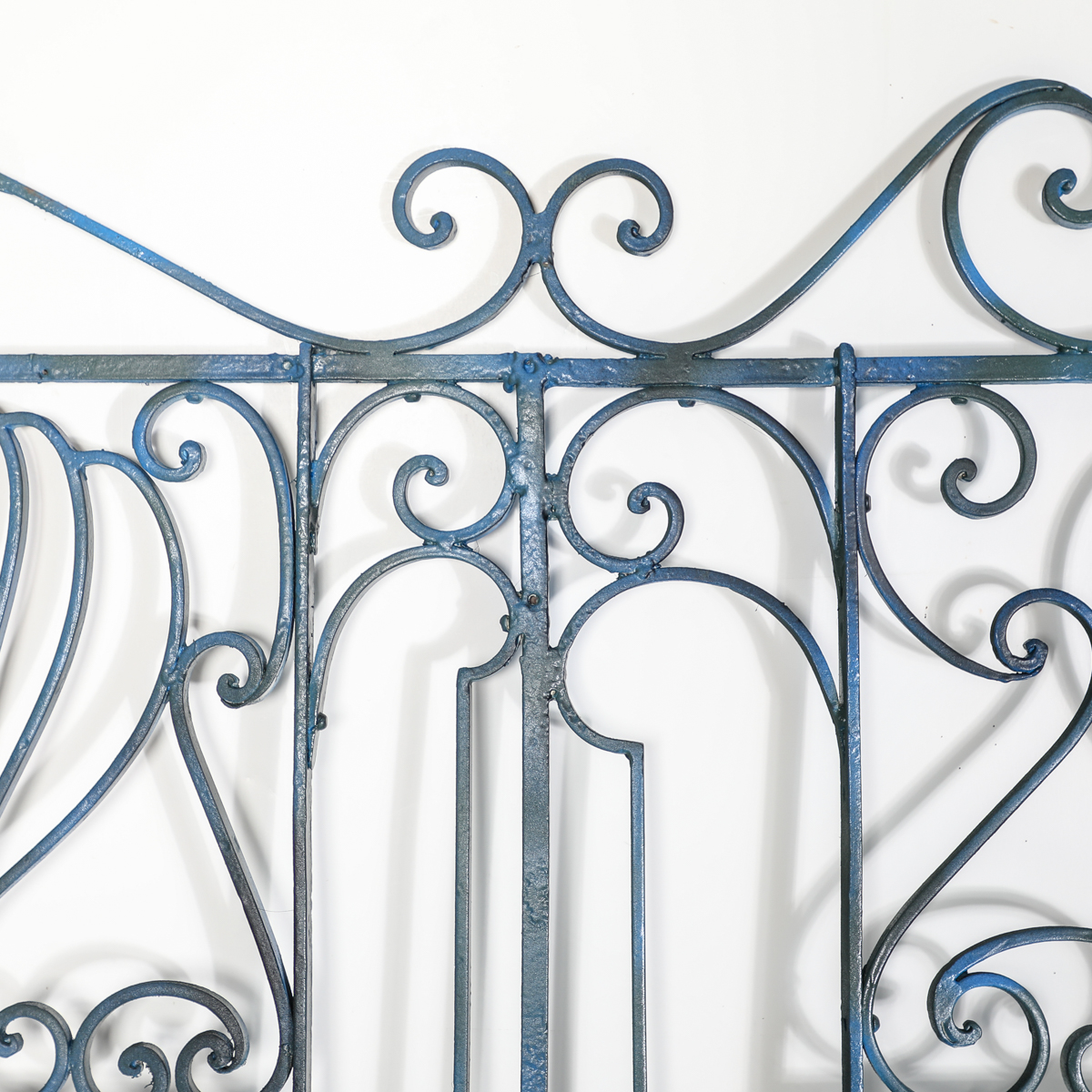 Vintage Inspired Verdigris-Tone Iron Gate | EBTH