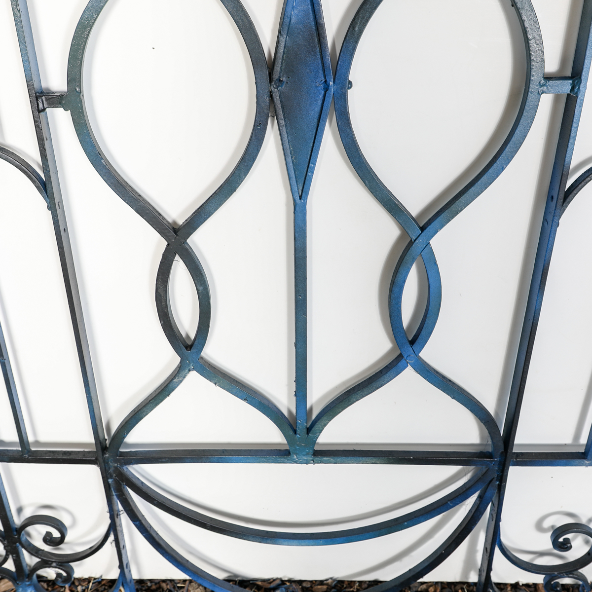 Vintage Inspired Verdigris-Tone Iron Gate | EBTH