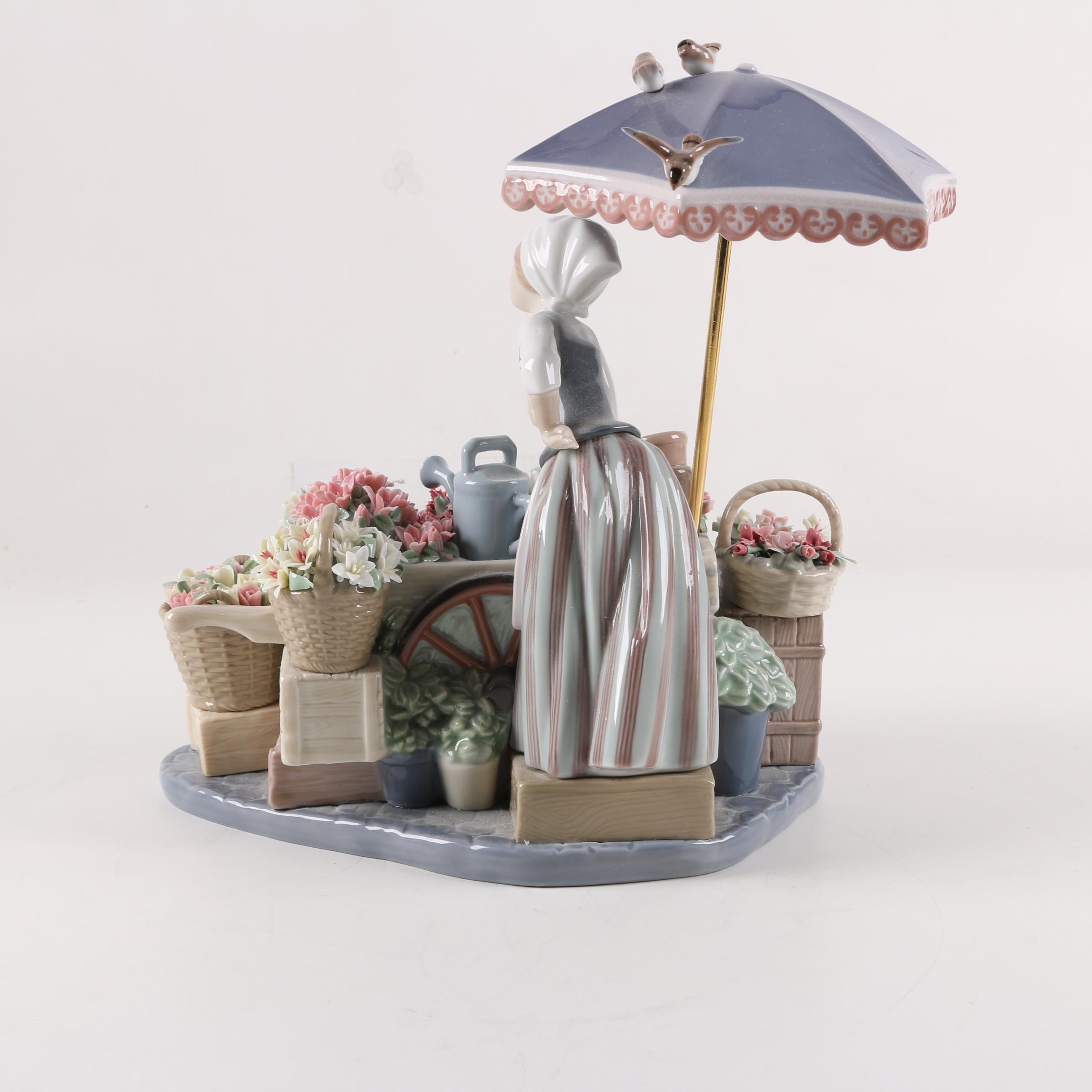 Lladró "Flowers of the Season" #1454 Porcelain Figurine | EBTH