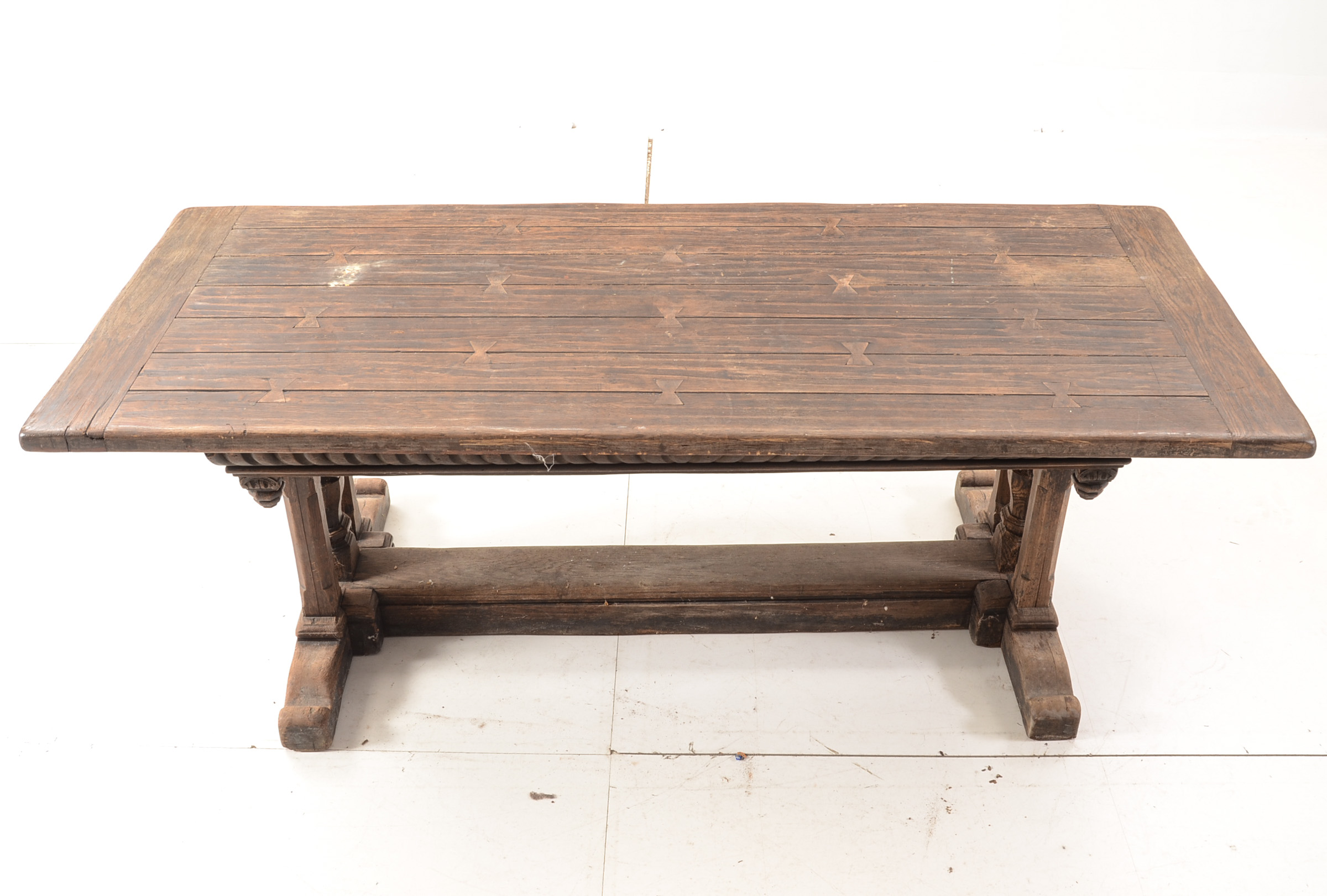 Vintage Oak Dining Table | EBTH