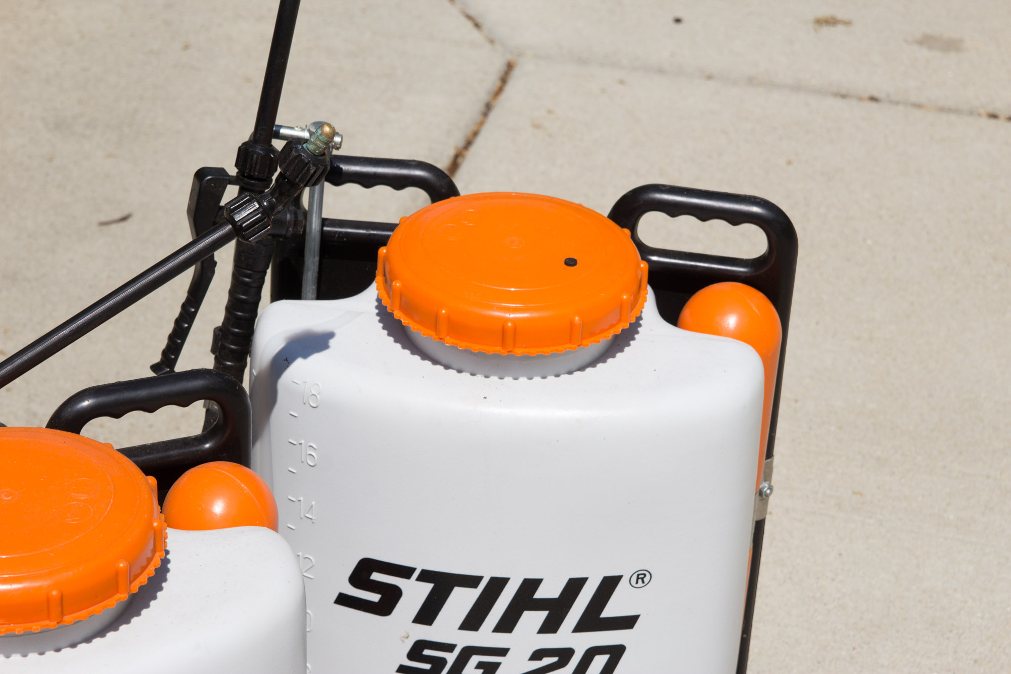 Two Stihl SG20 Backpack Sprayers | EBTH