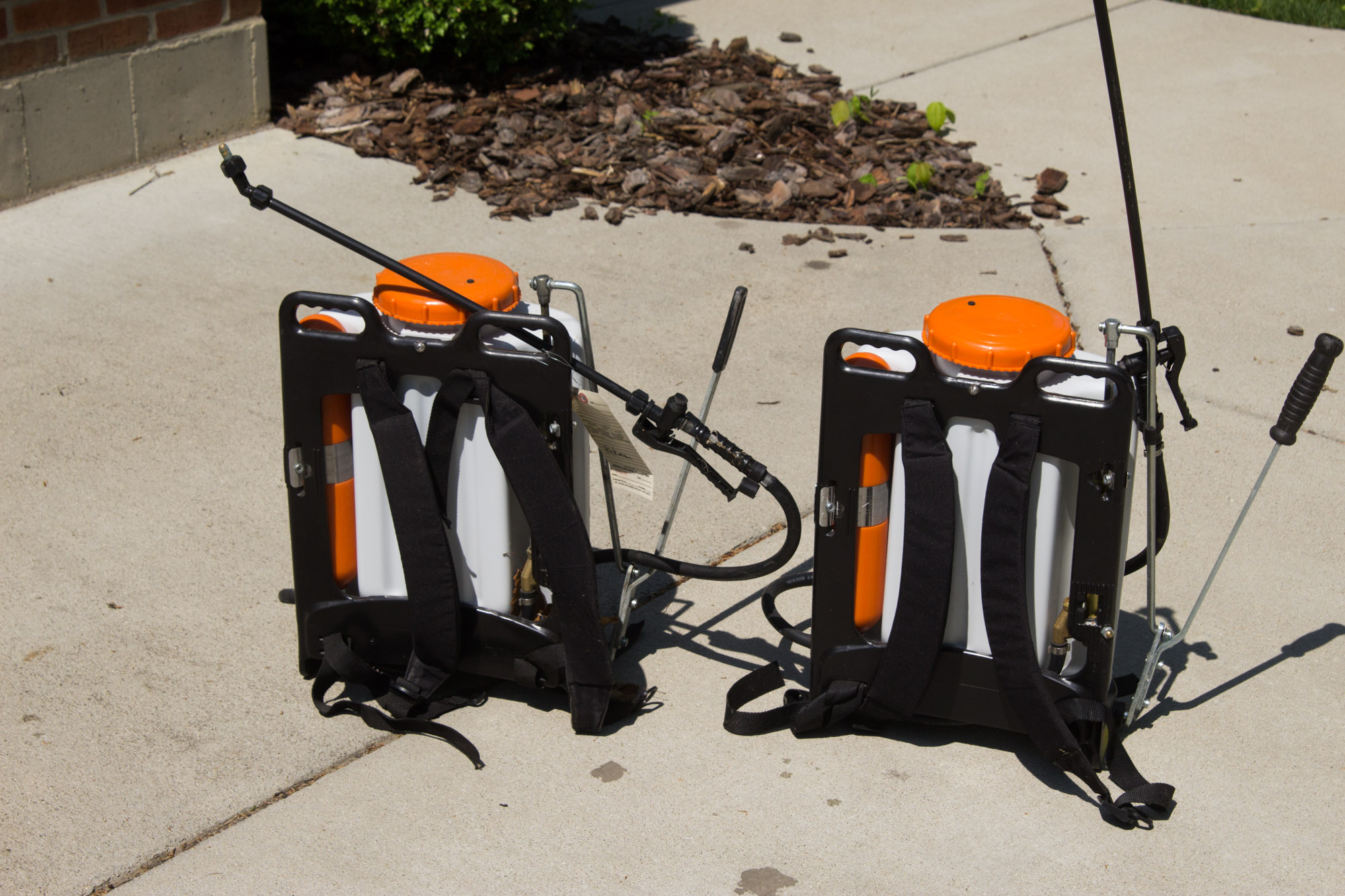 Two Stihl SG20 Backpack Sprayers | EBTH