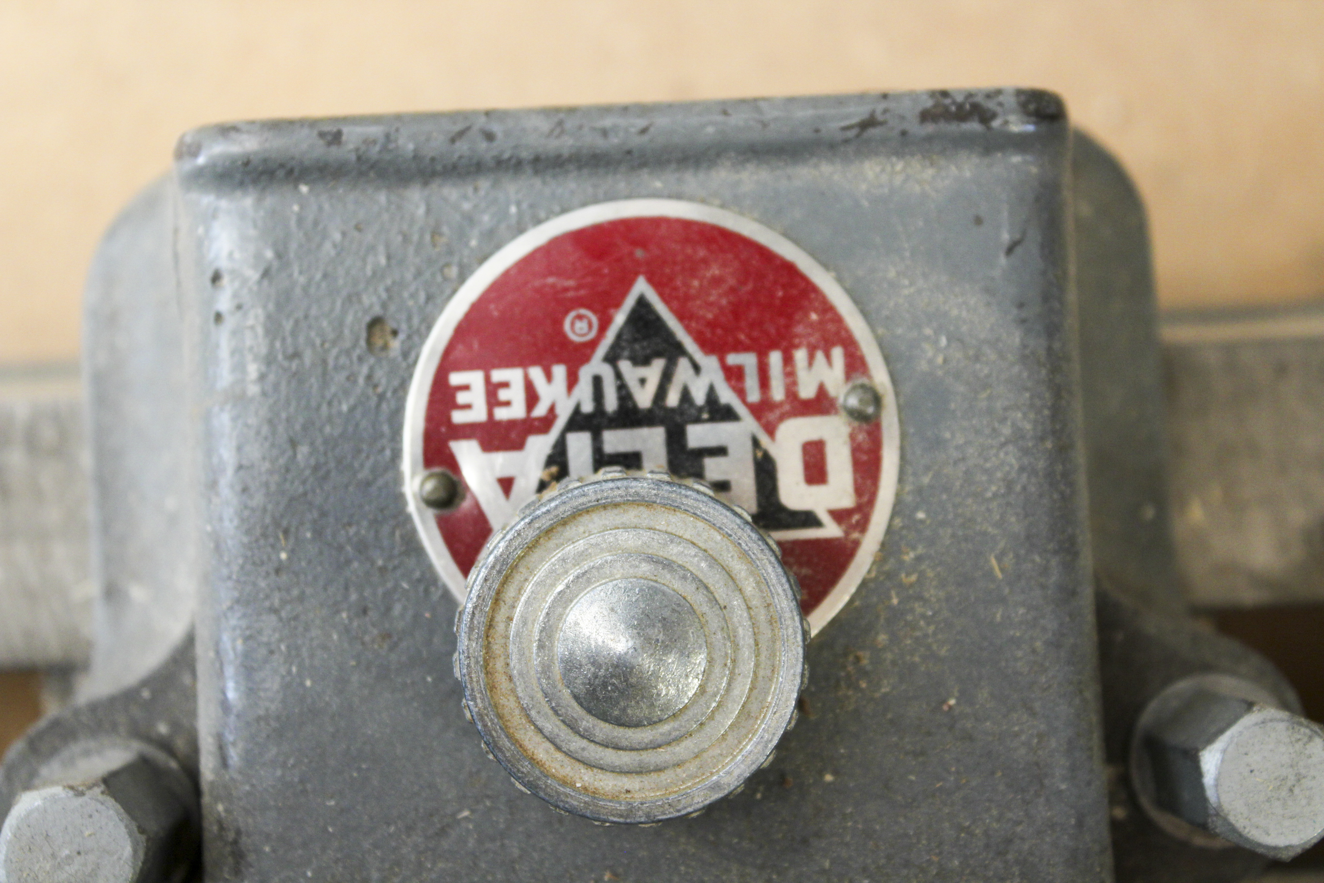 Delta Rockwell "Homecraft" Lathe with Turning Tools | EBTH