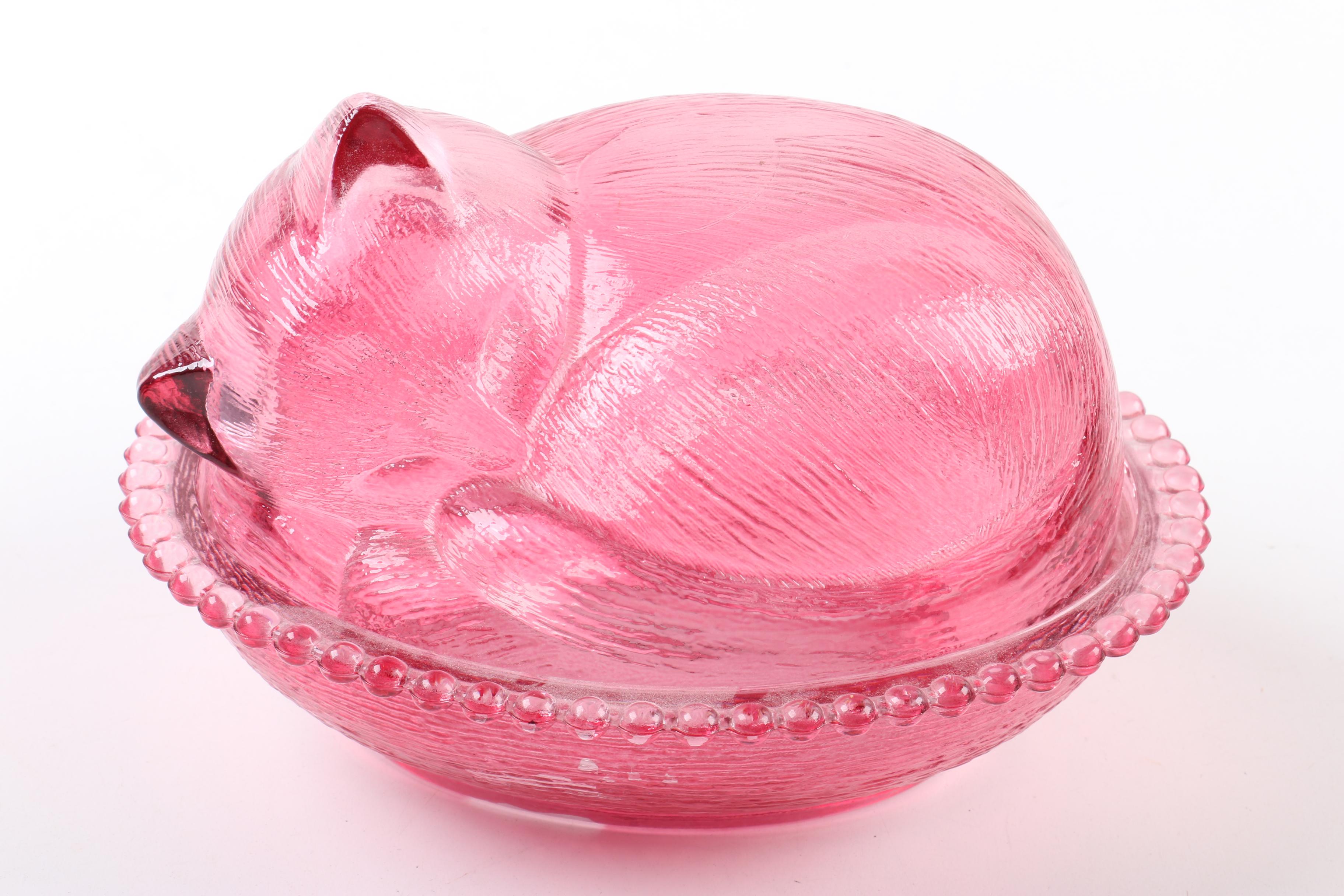 Milk Glass Hen-On-Nest and Pink Glass Cat Candy Dishes | EBTH
