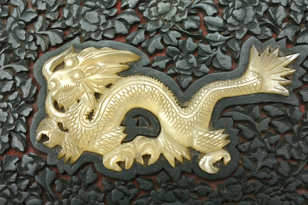 Chinese Green Lacquer Box with Jade Dragon | EBTH