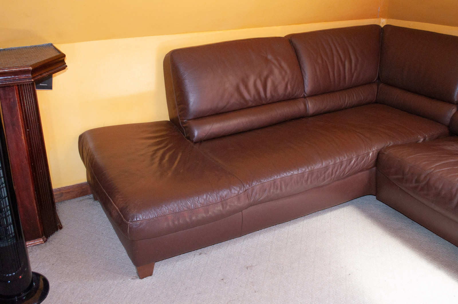 Italsofa Sectional Leather Sofa | EBTH