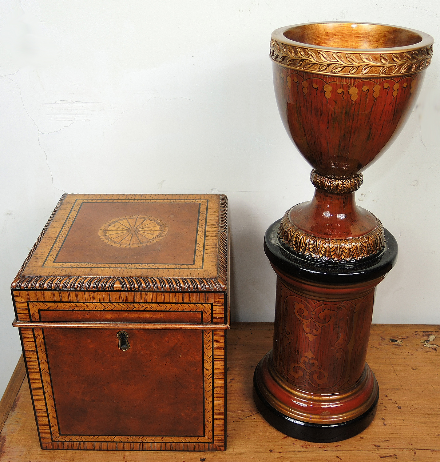 Ethan Allen Boxes, Bird Art and Decor with Desk Clocks | EBTH