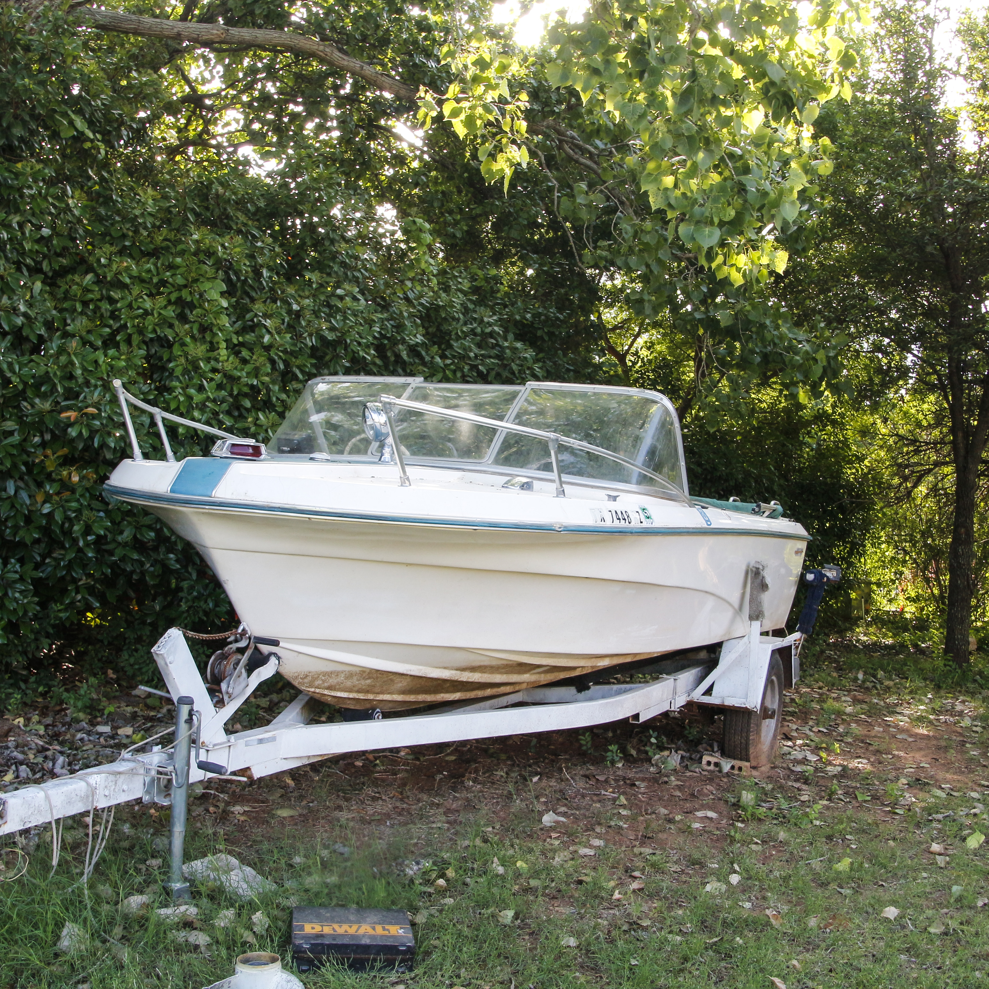 1967 Mark Twain V-Sonic 18' Boat with Trailer | EBTH