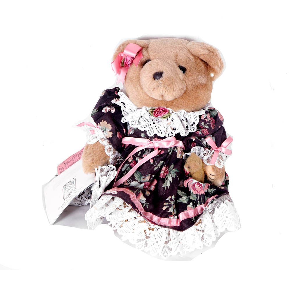1992 Bearly People "Sissy & Teddy" Plush Bears | EBTH