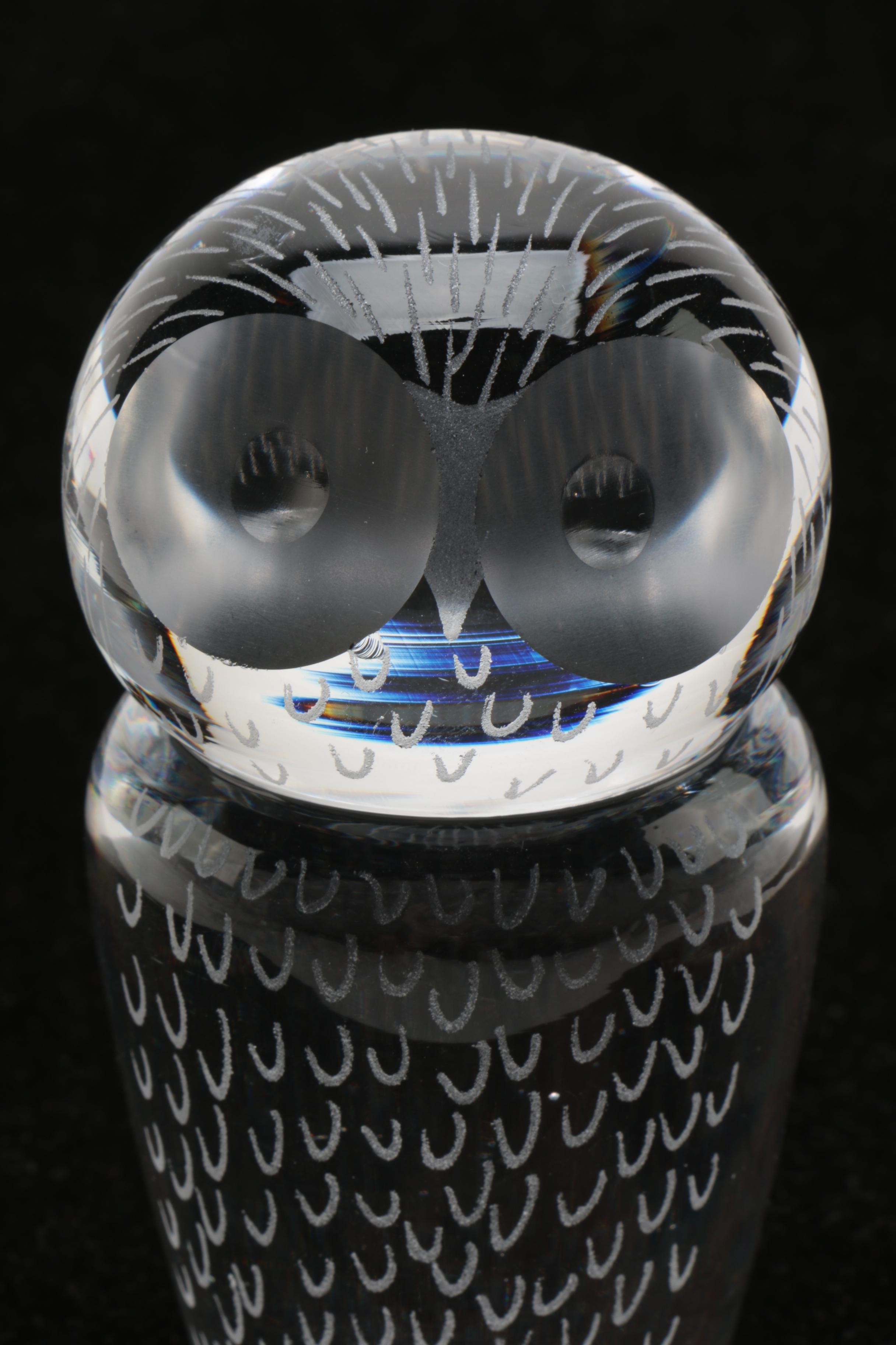 Kosta Boda Crystal Owl Paperweight by Vicke Lindstrand | EBTH