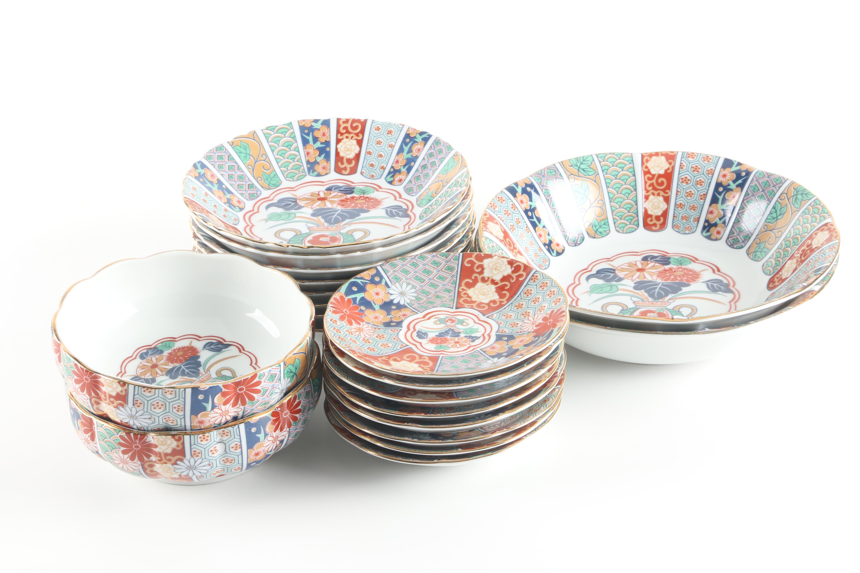 Japanese Arita "Imari Fan" Porcelain Dinnerware, c. 1984-5 | EBTH
