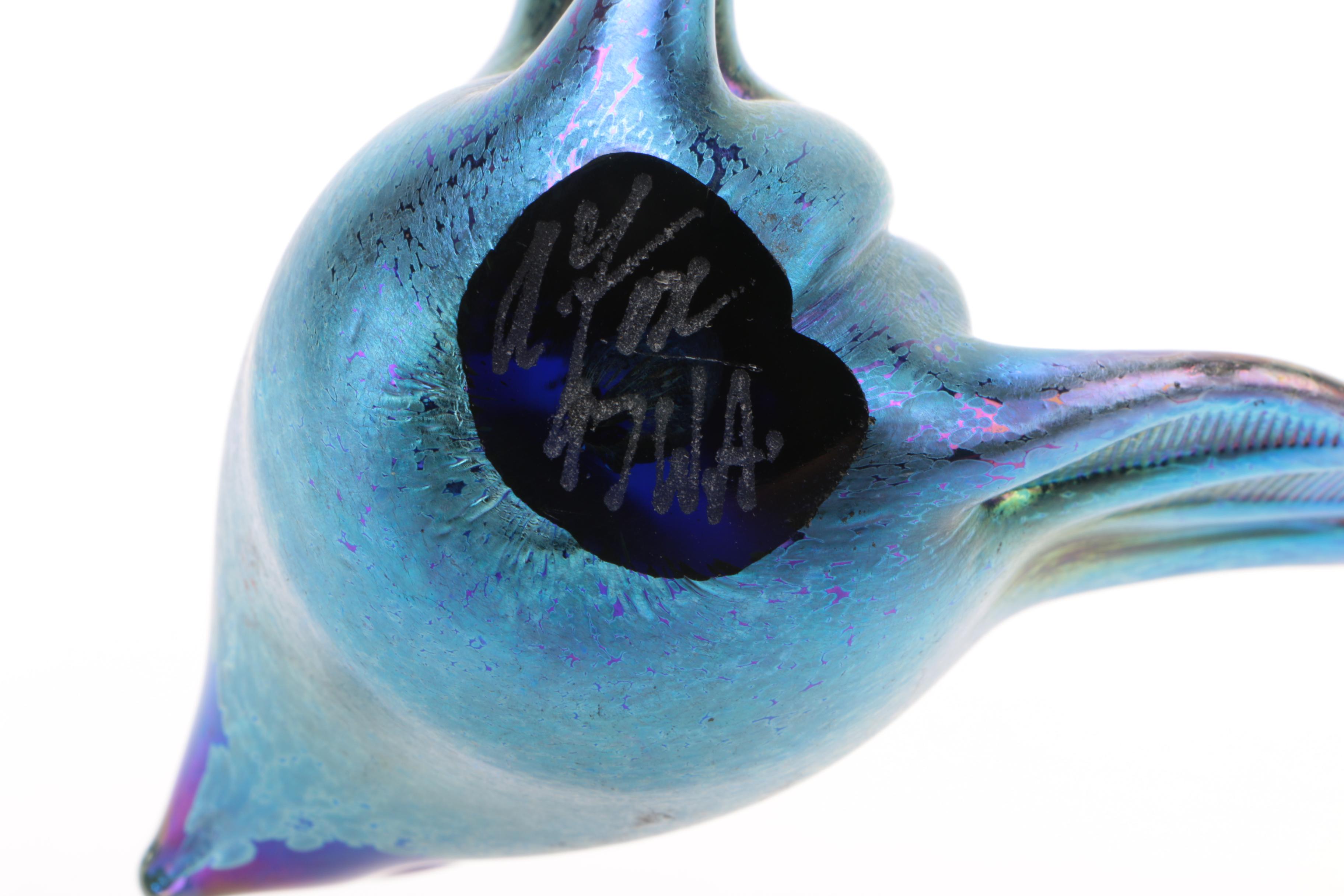 Alan Fox Studio Signed Art Glass Bird Figurine | EBTH