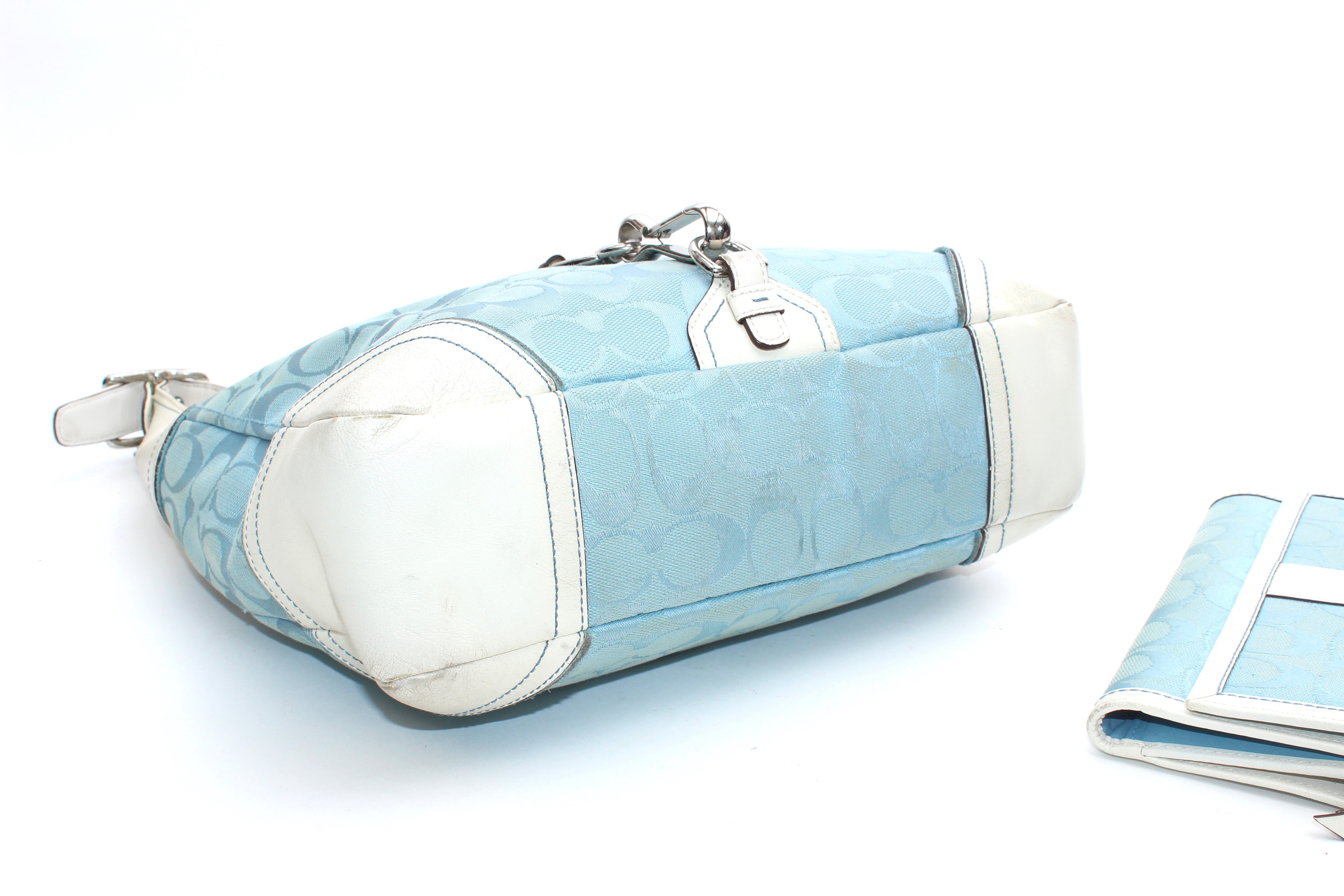 Coach Signature Light Blue Canvas and White Leather Shoulder Bag | EBTH