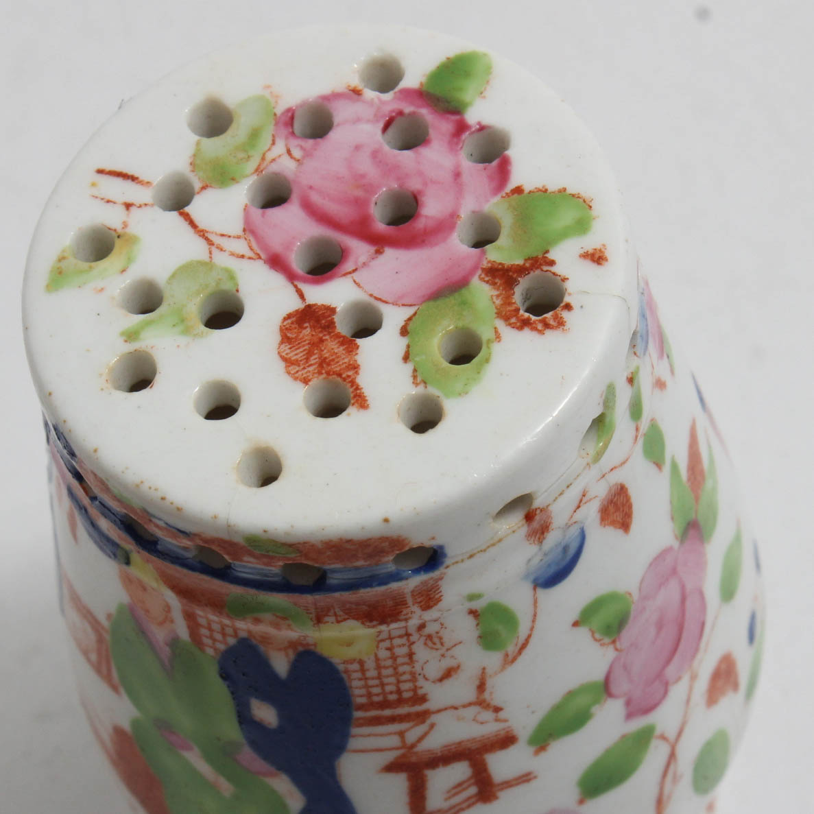 Circa 1820 Hand-Painted Soft Paste Pounce Pot | EBTH