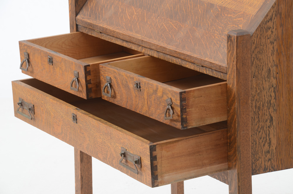 Vintage Slant Top Desk | EBTH