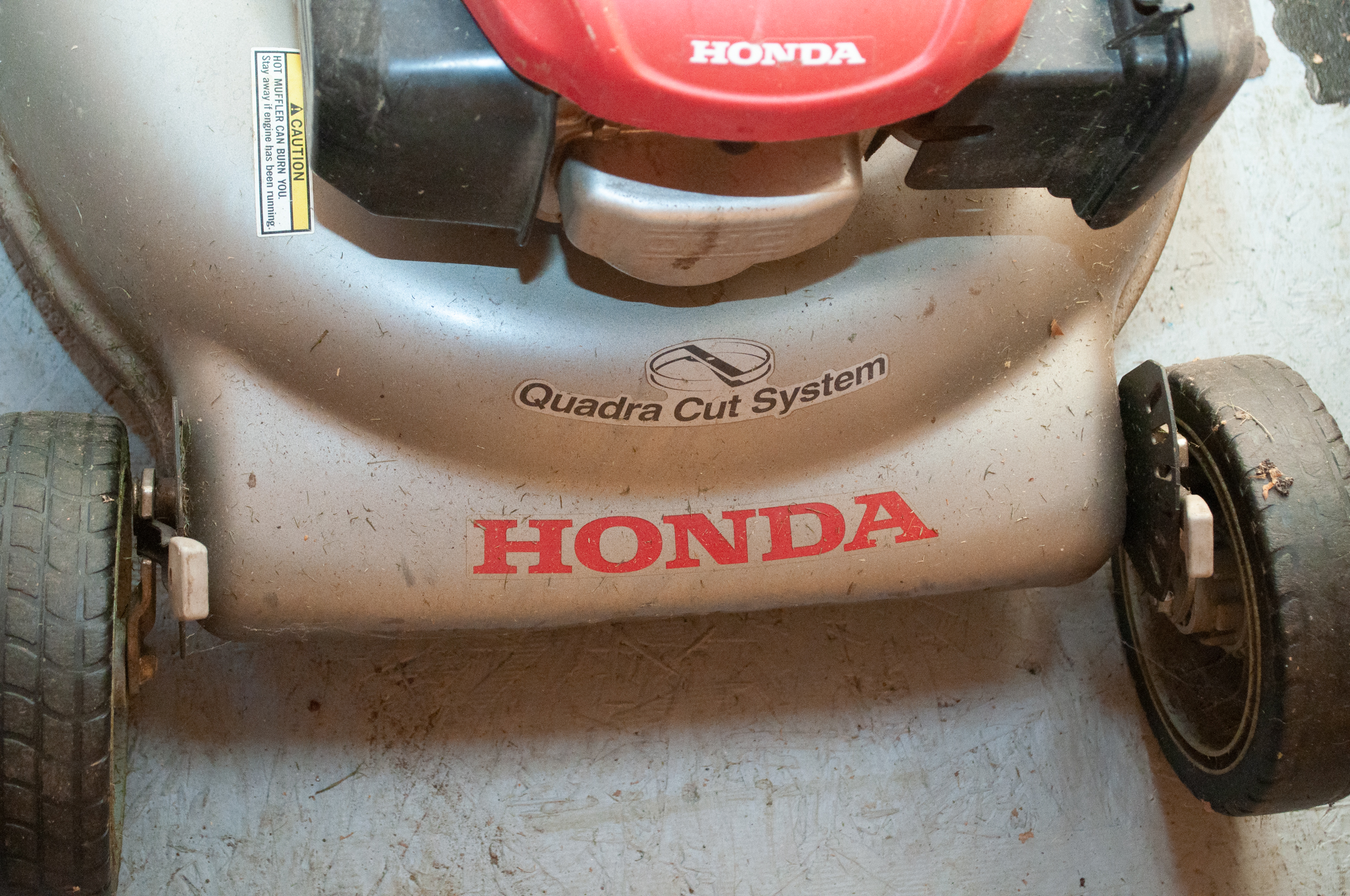 Honda Easy Start Push Mower with Leaf Attachment Bag | EBTH