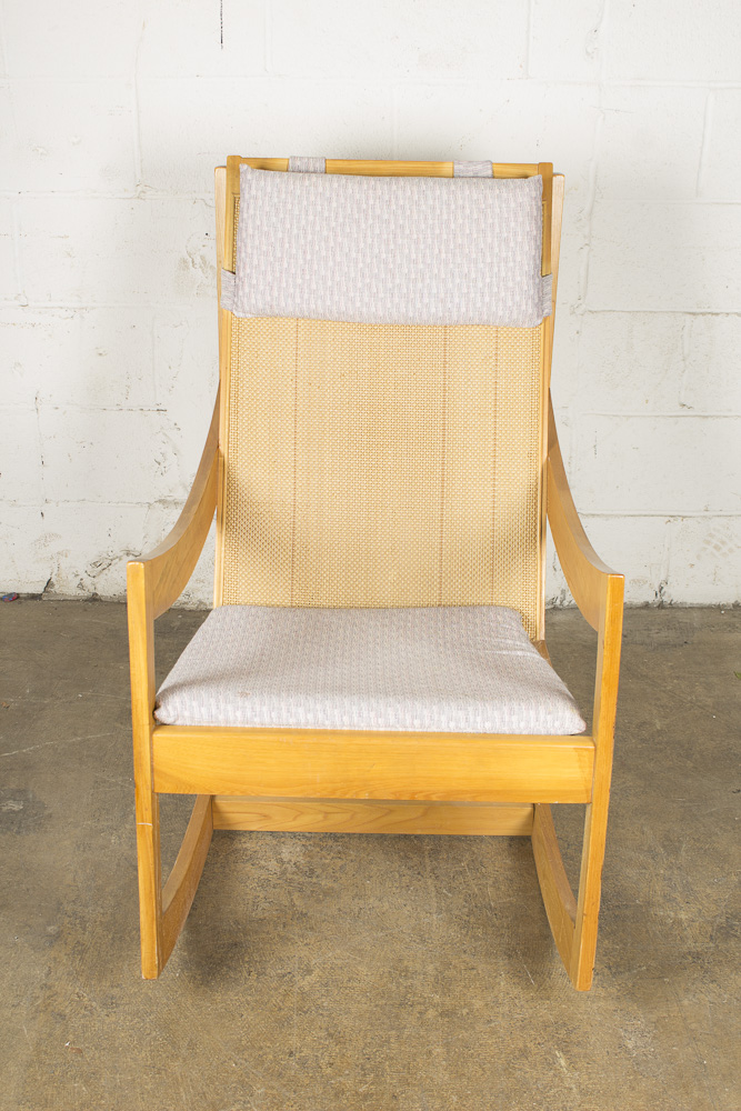 Mid Century Modern Rocking Chair by Paoli Chair Company | EBTH