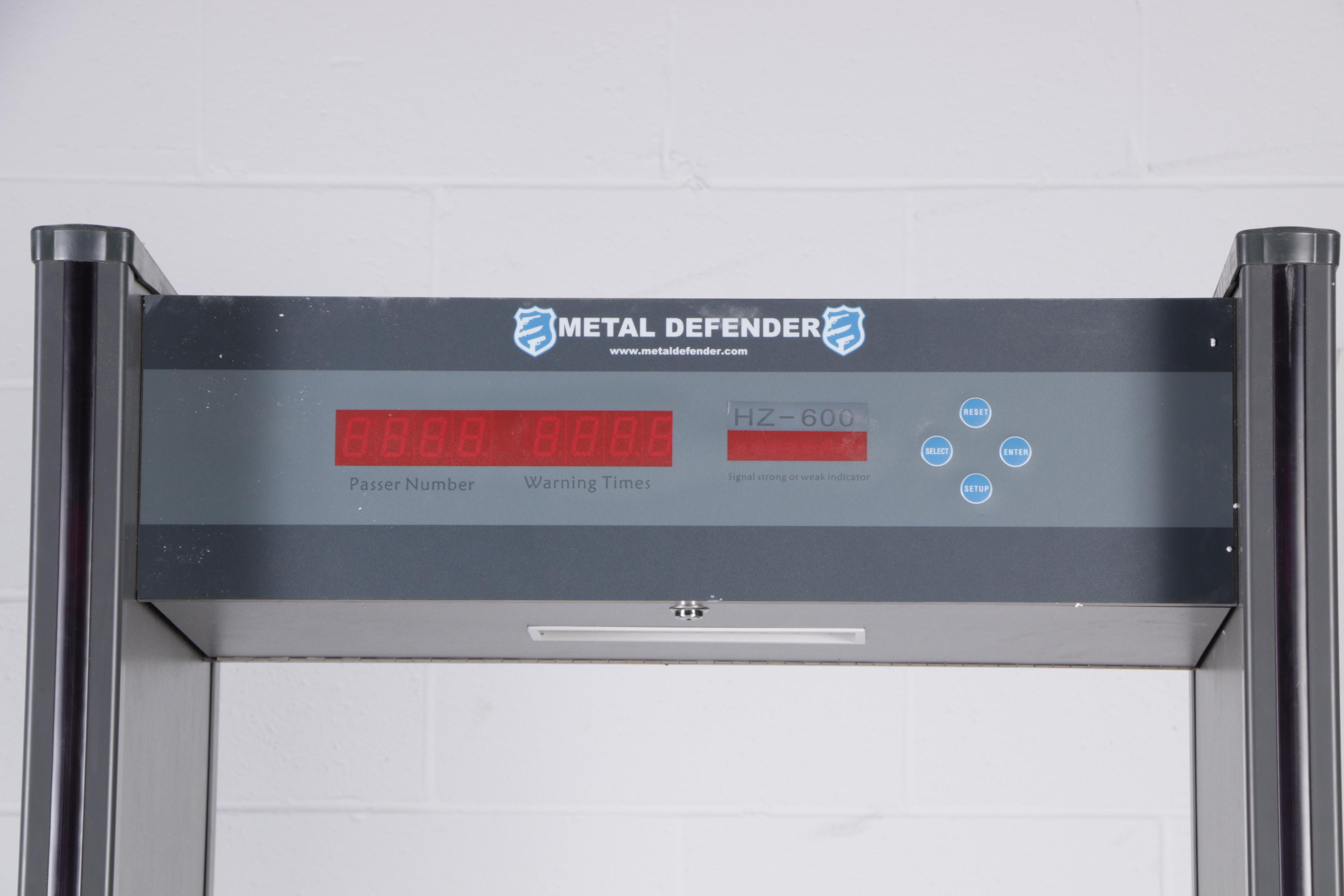 Metal Defender Metal Detector | EBTH